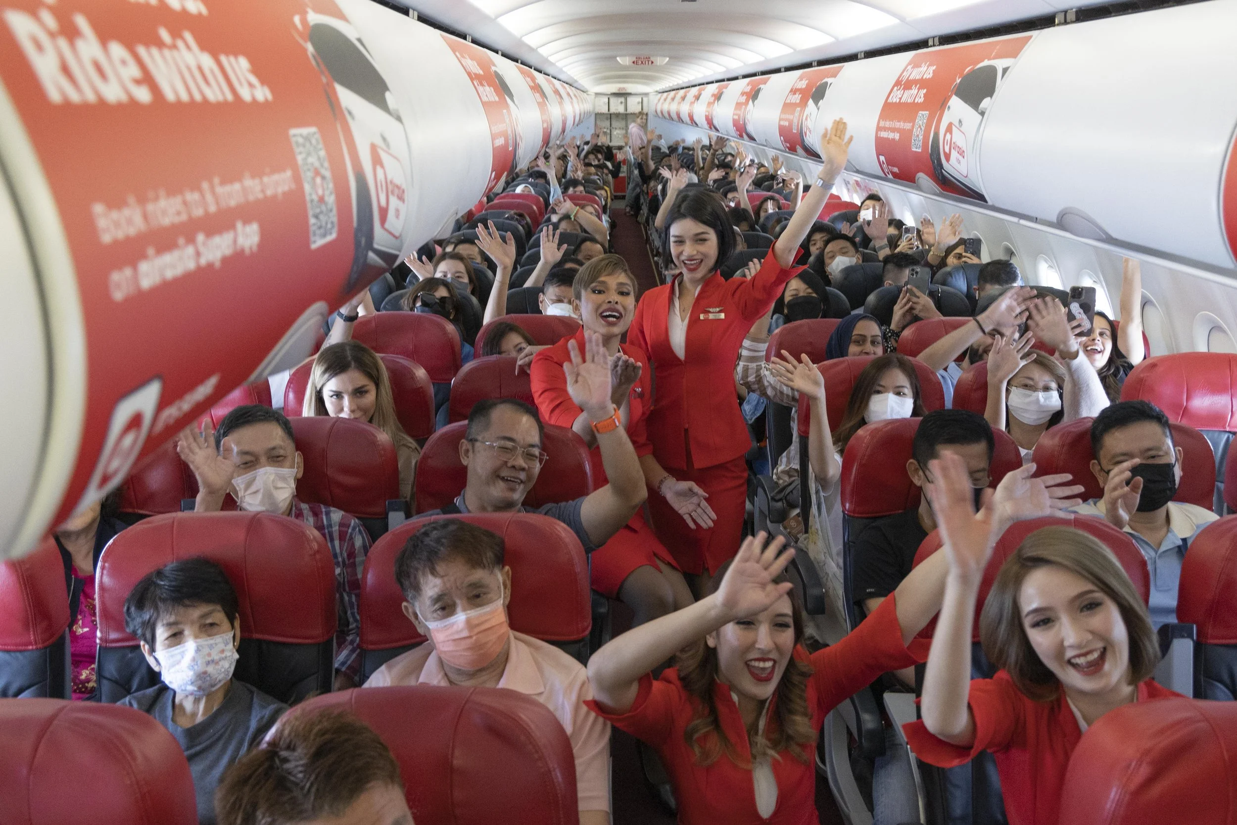 AirAsia is calling all pilots-to-be as it resumes Cadet Pilot Programme ...