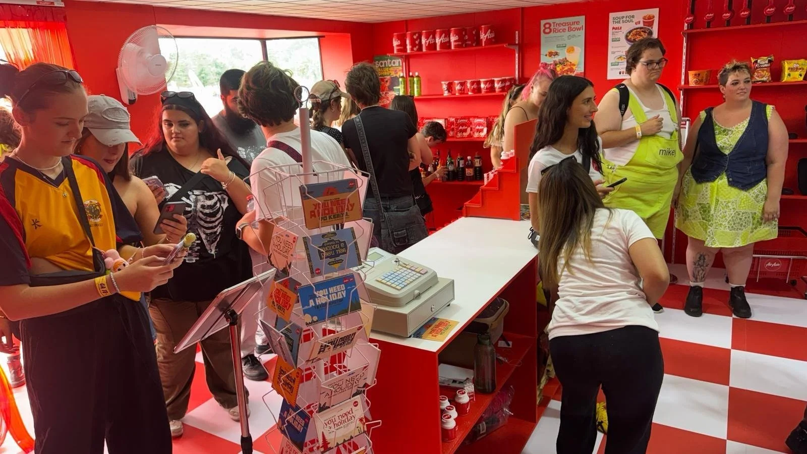 AirAsia X lands at iconic Laneway Festivals in Melbourne & Perth ...