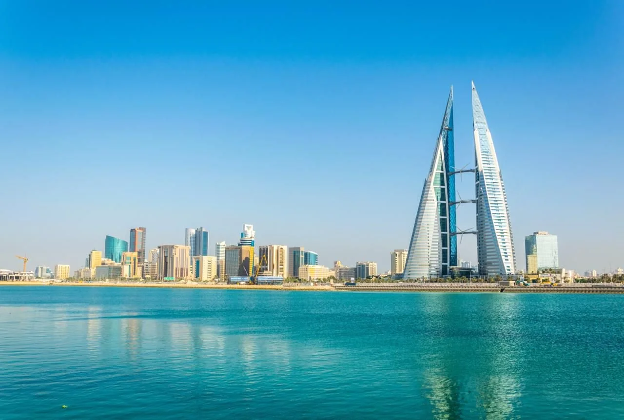 AirAsia X advances global expansion strategy with Bahrain as strategic ...