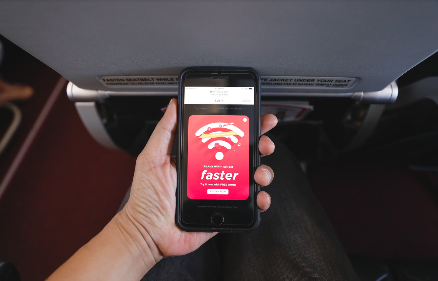 Peranti elektronik mudah alih kini boleh digunakan dalam penerbangan ...