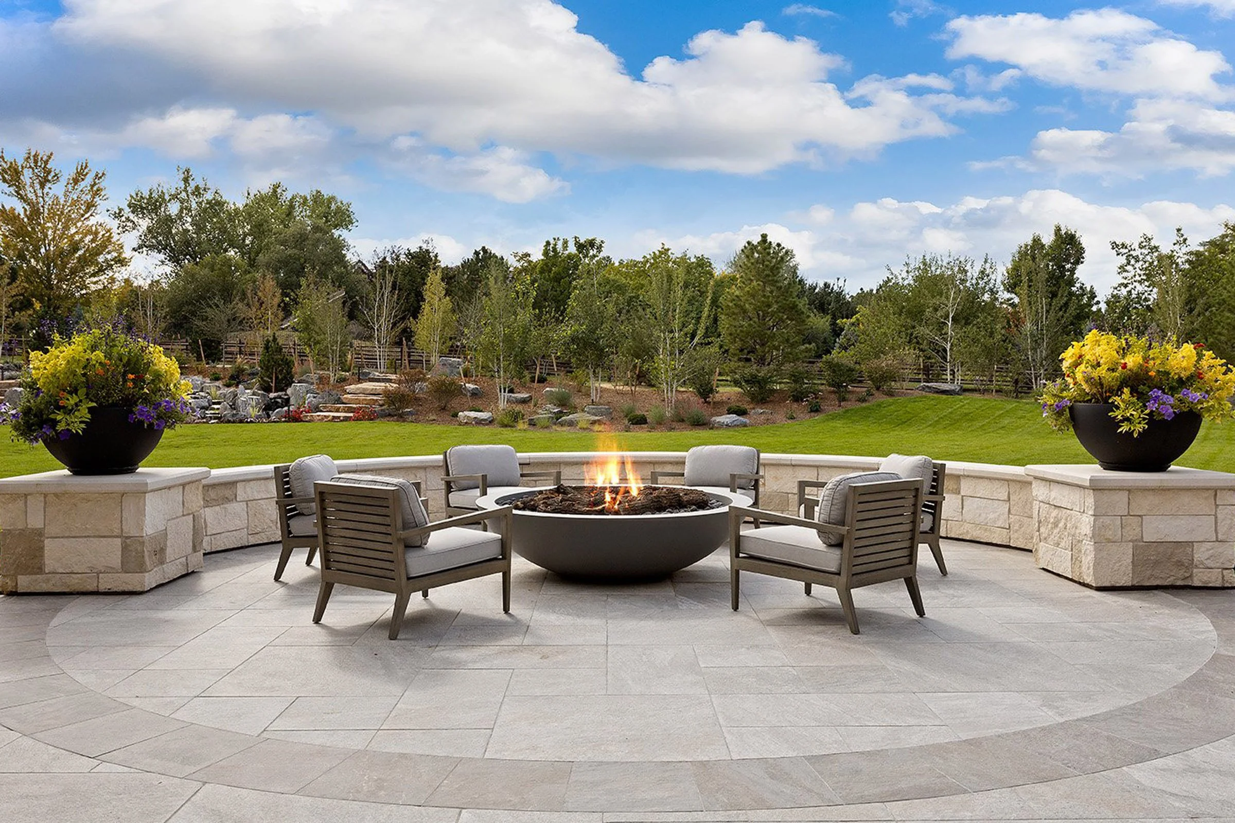 11 Outdoor Fire Pit Ideas | Studio Nisho