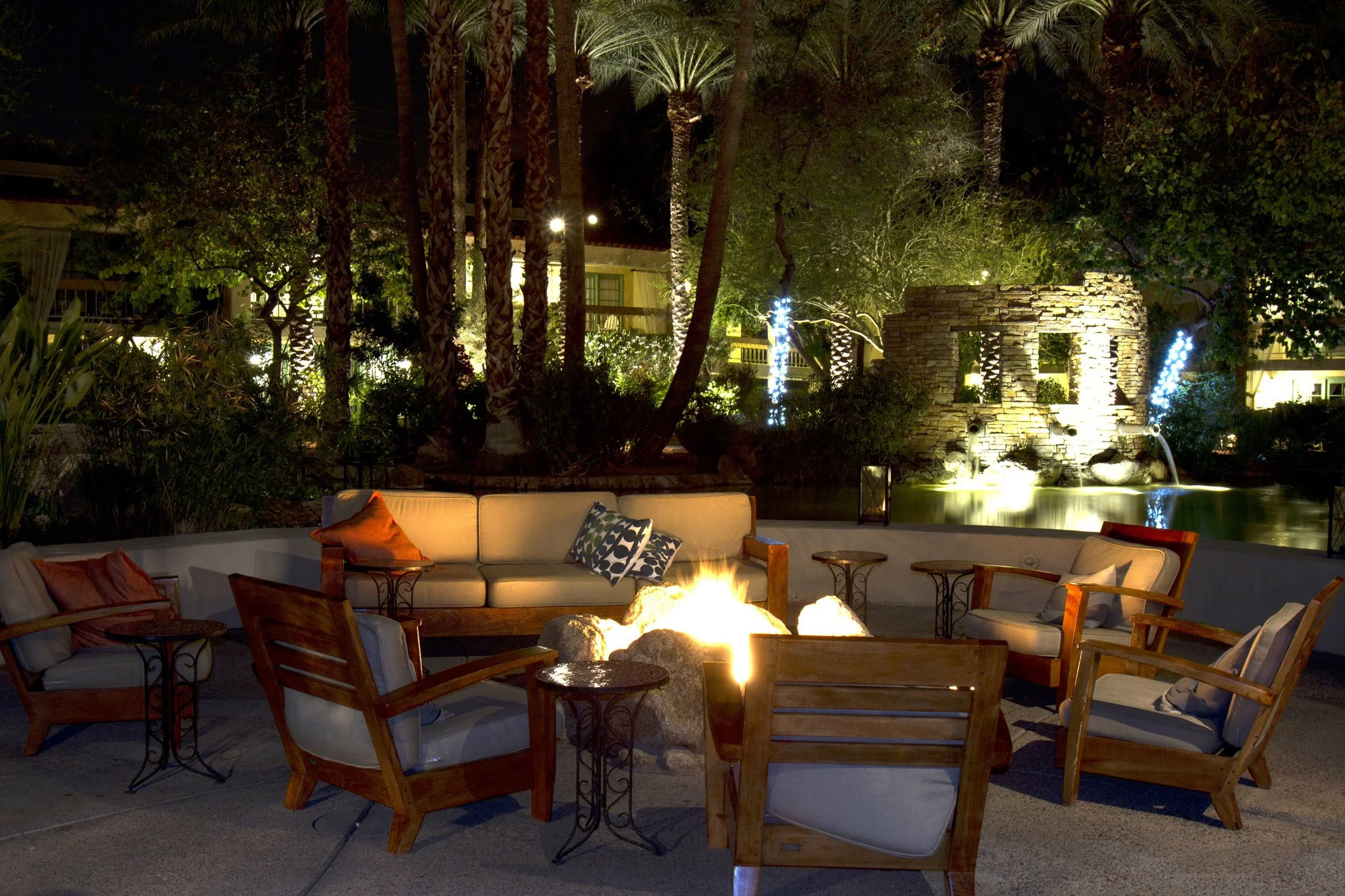 Innovative and Modern Fire Pit Lighting Ideas | Studio Nisho