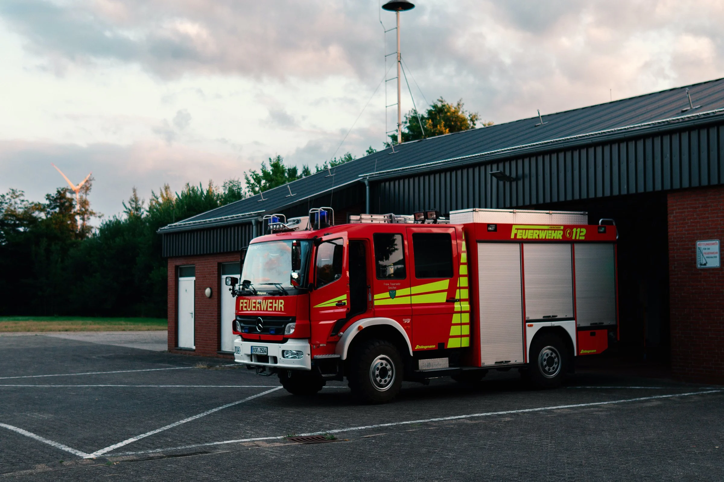 Choosing the Right Fire Pit for Burn Ban Areas | Studio Nisho