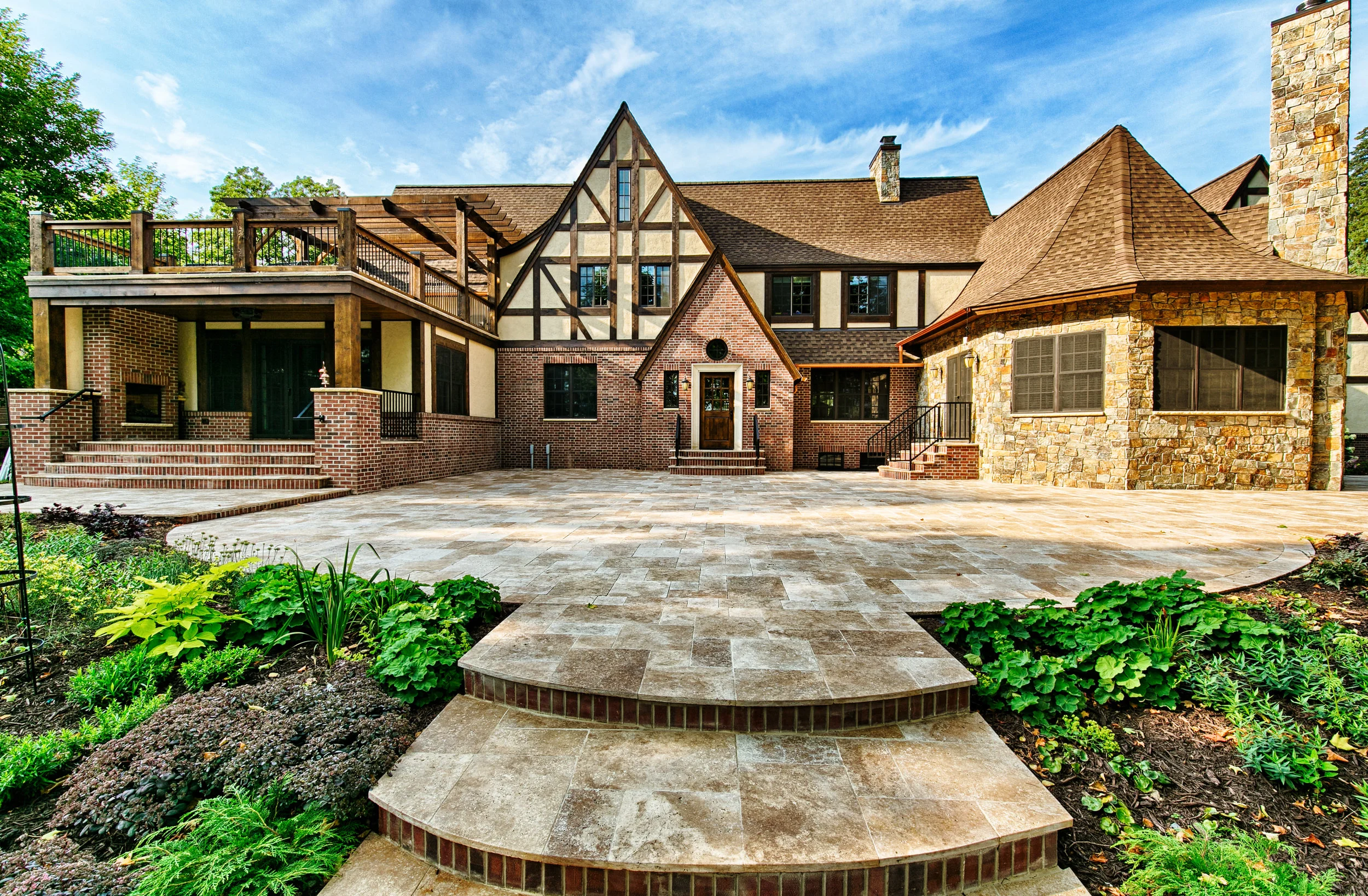 WES HANSON BUILDERS
