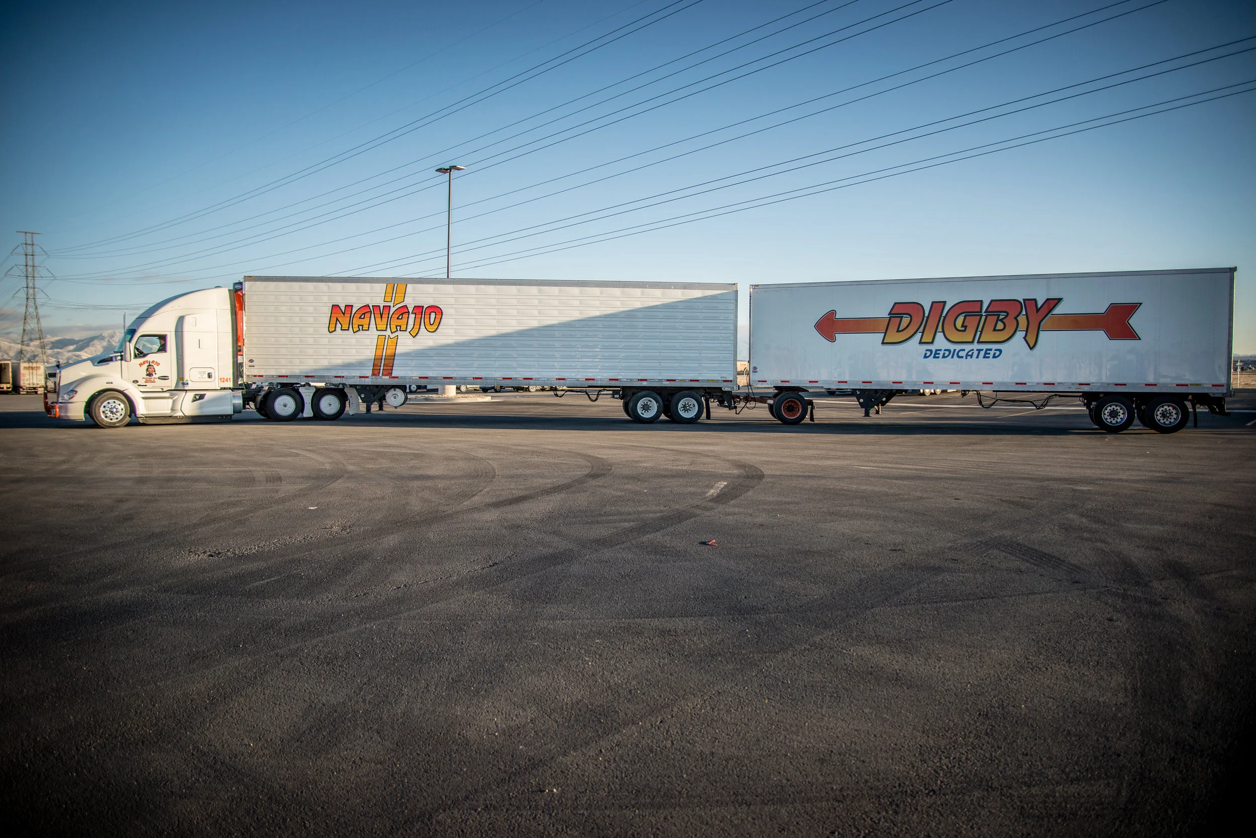 Safe and Efficient Trucking Freight Equipment — Navajo Express