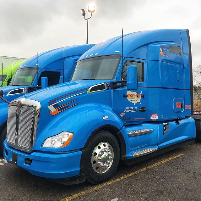 Navajo Express: Heavy Haul Shipping Services and Truck Driving Careers