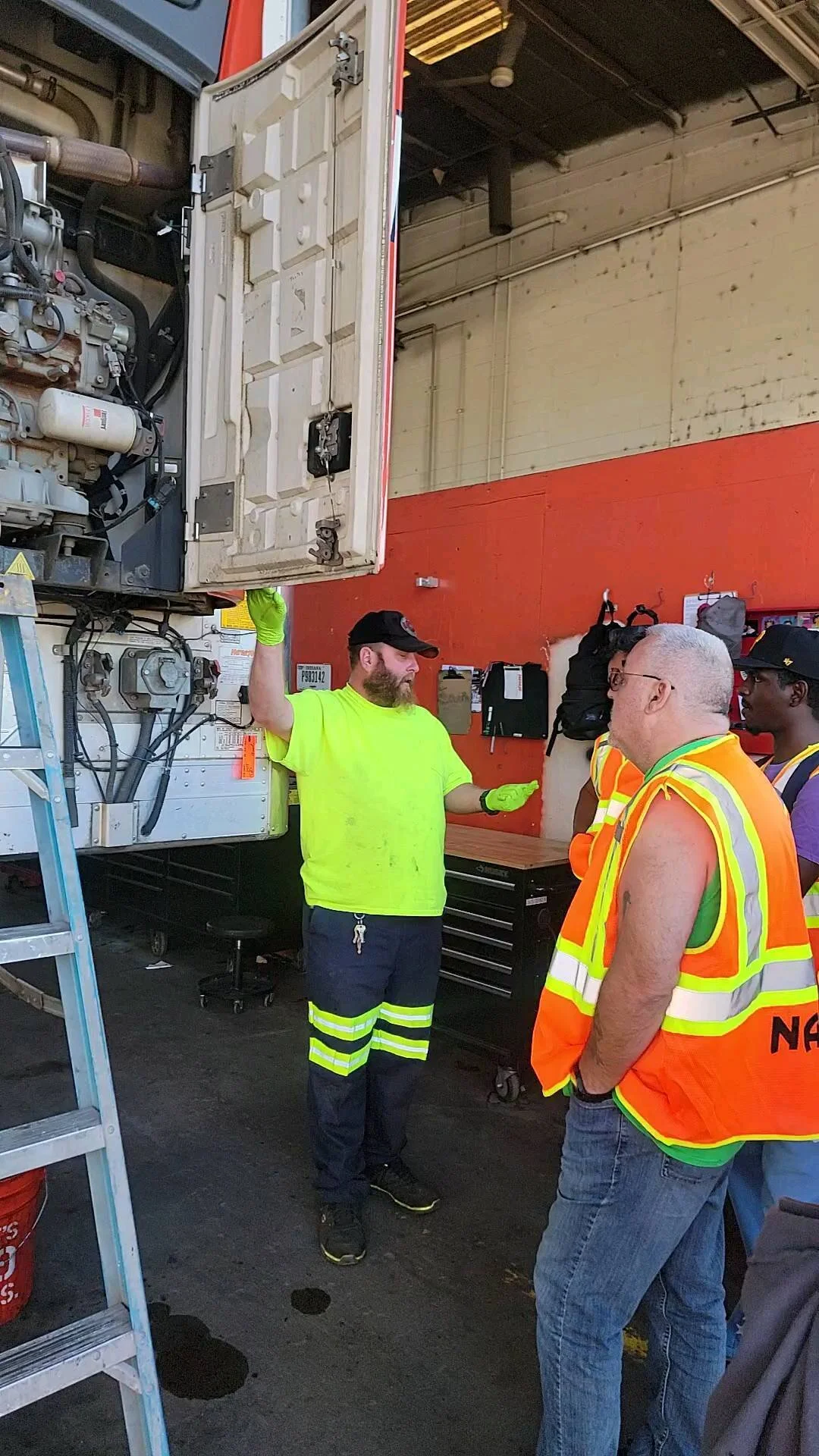 Navajo Express: Heavy Haul Shipping Services and Truck Driving Careers