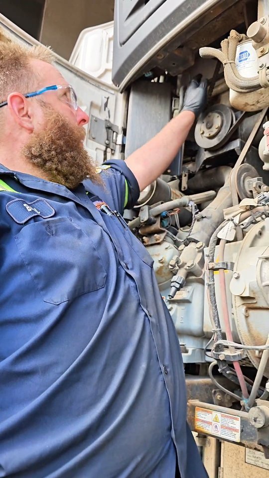 Navajo Express: Heavy Haul Shipping Services and Truck Driving Careers