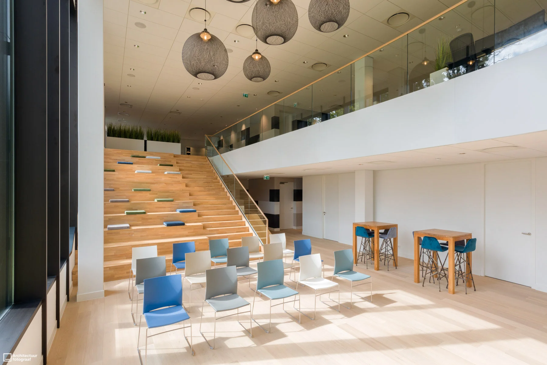 Kantoorgebouw Easyflex — Architectuurfotograaf - Rob van Esch