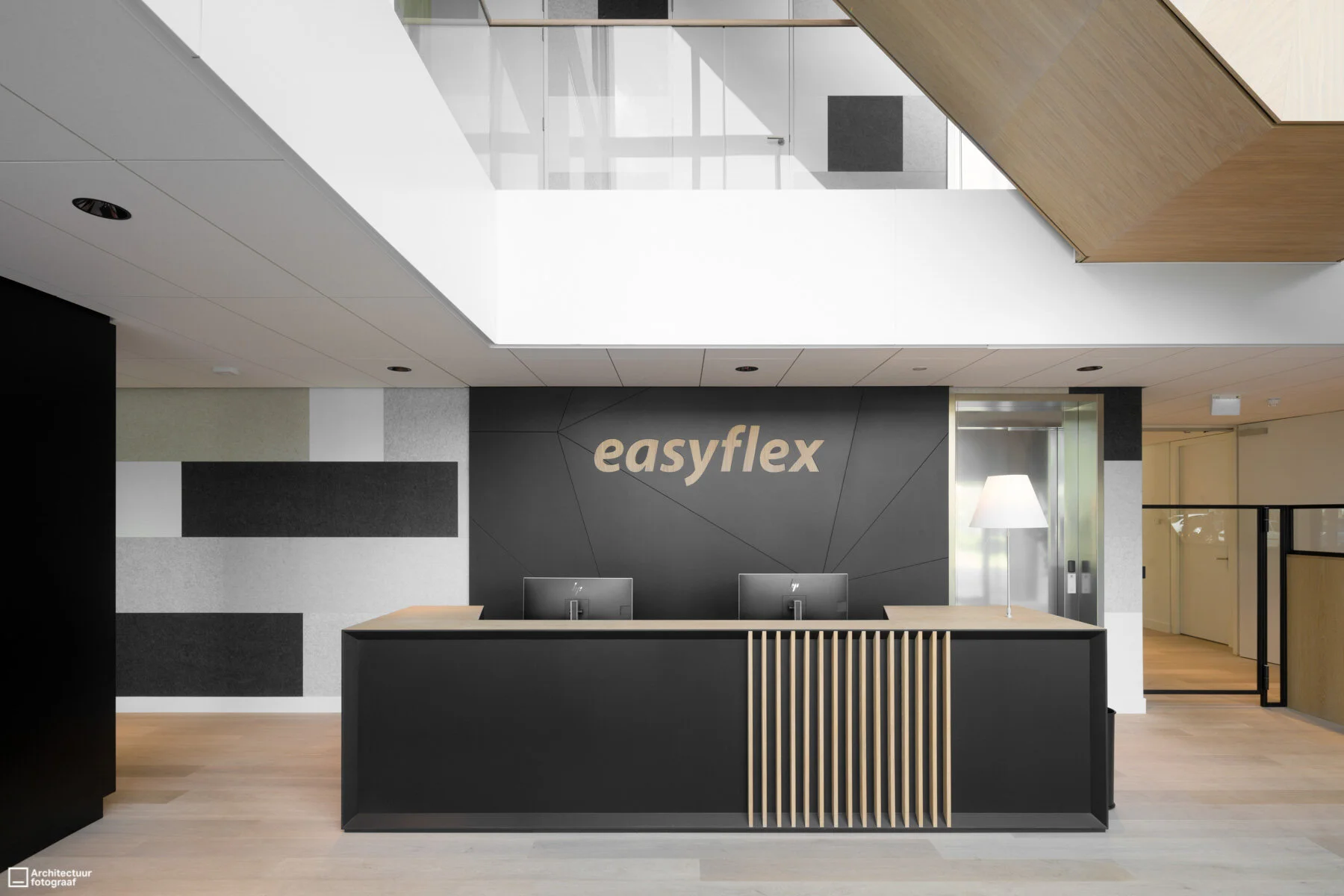 Kantoorgebouw Easyflex — Architectuurfotograaf - Rob van Esch
