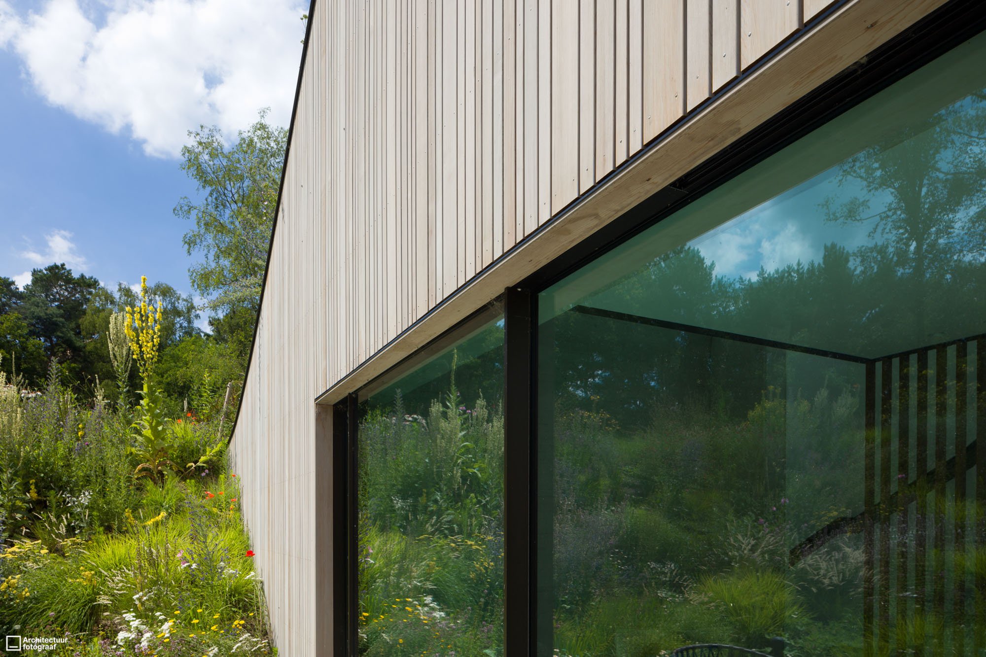 Het verborgen huis — Architectuurfotograaf - Rob van Esch