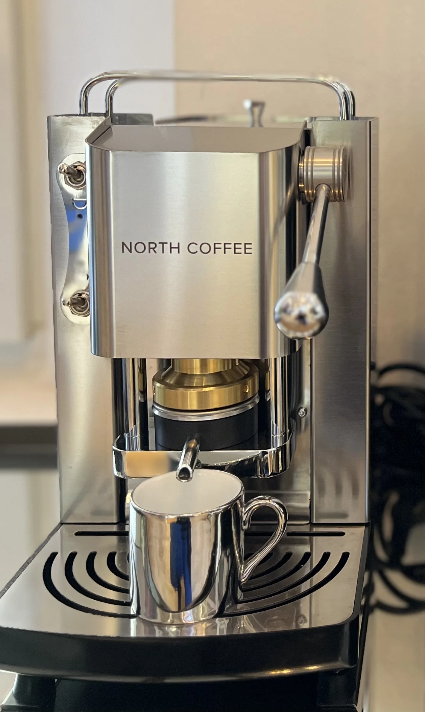 Espresso maskiner håndlavet i Italien — North Coffee