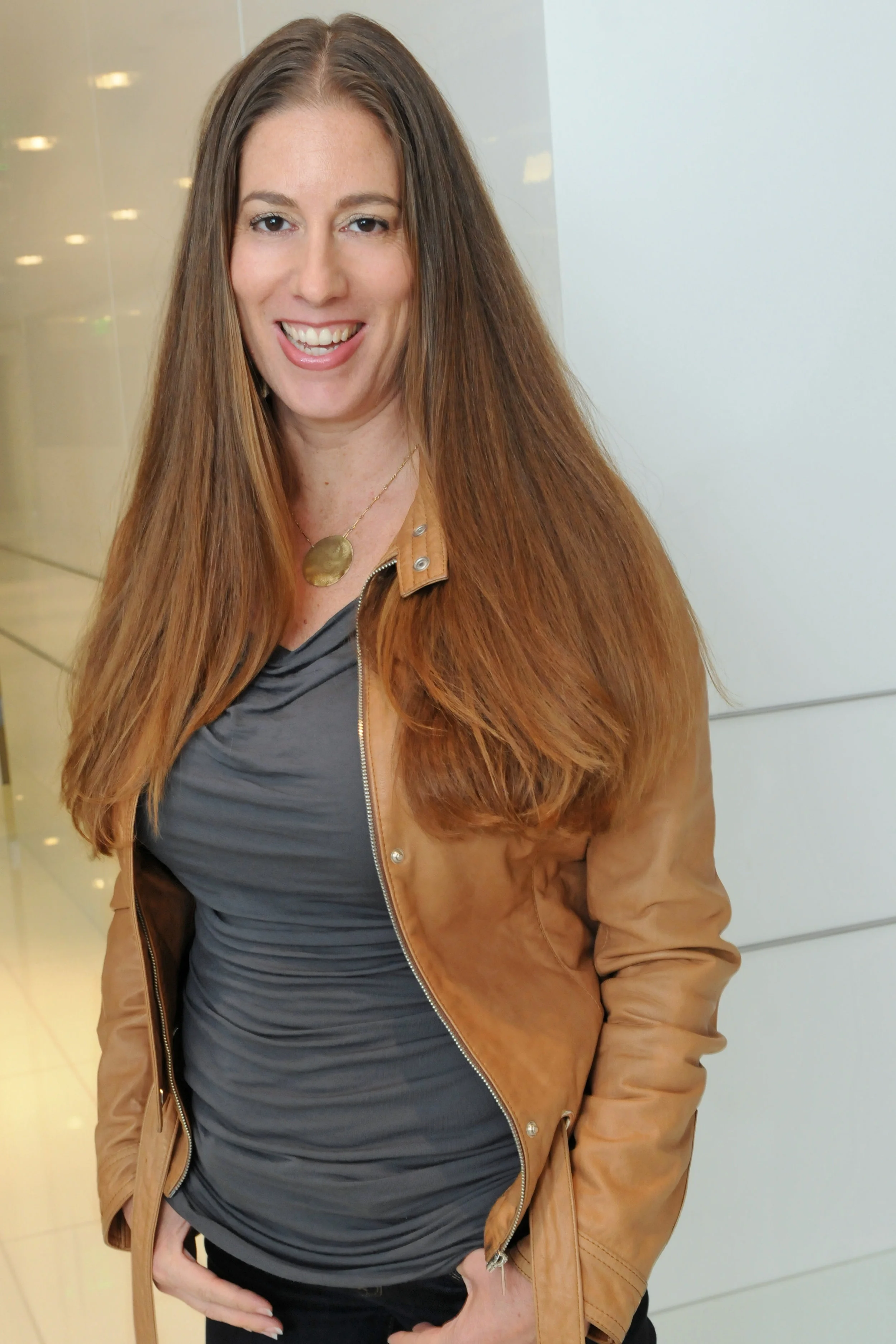 About Us — Angeles Art Fund