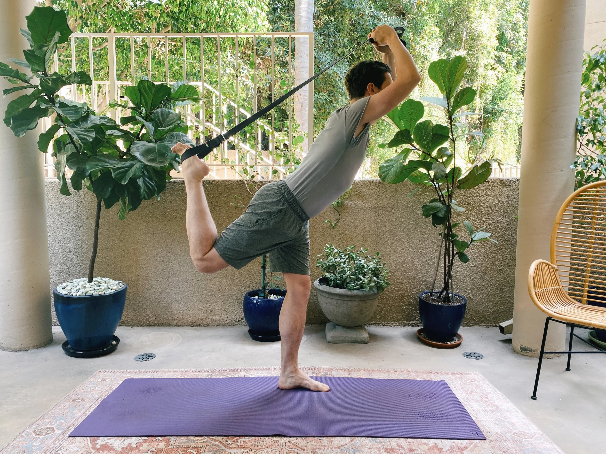 5 Variations of Dancer Pose — Doctor Yogi