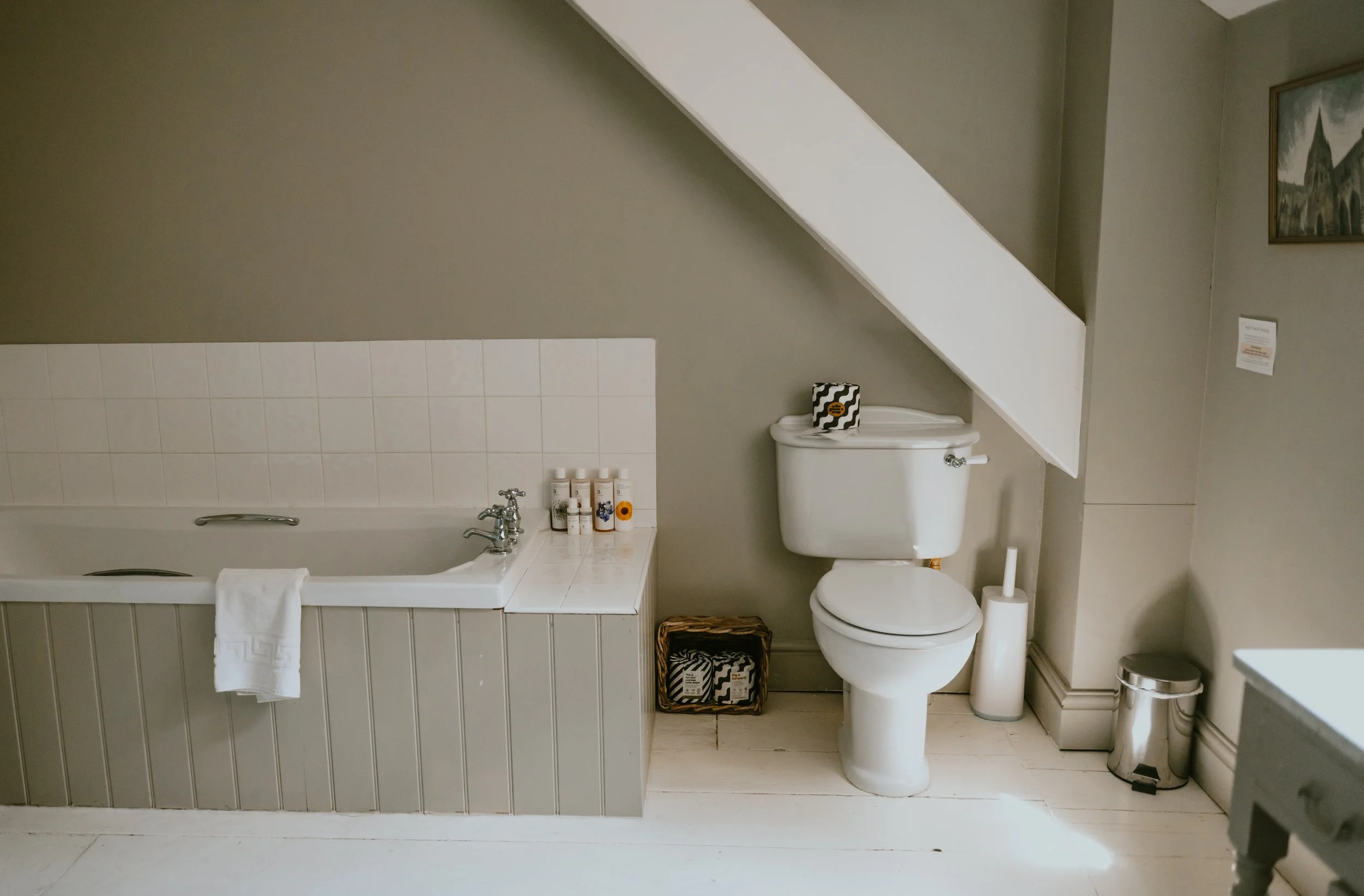 The Gate House — Deans Court