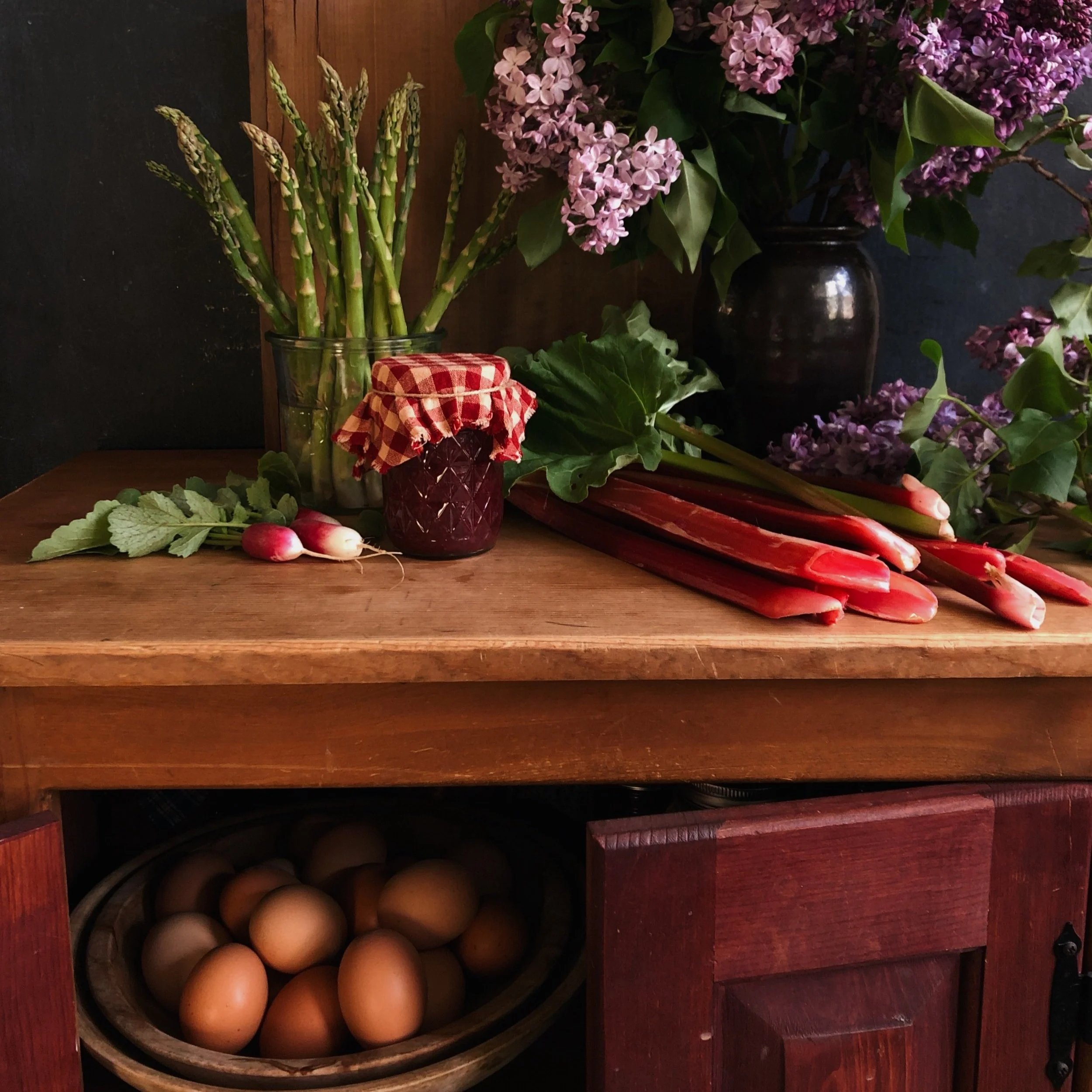 A Guide to Eating Seasonally in Spring — CALICO AND TWINE