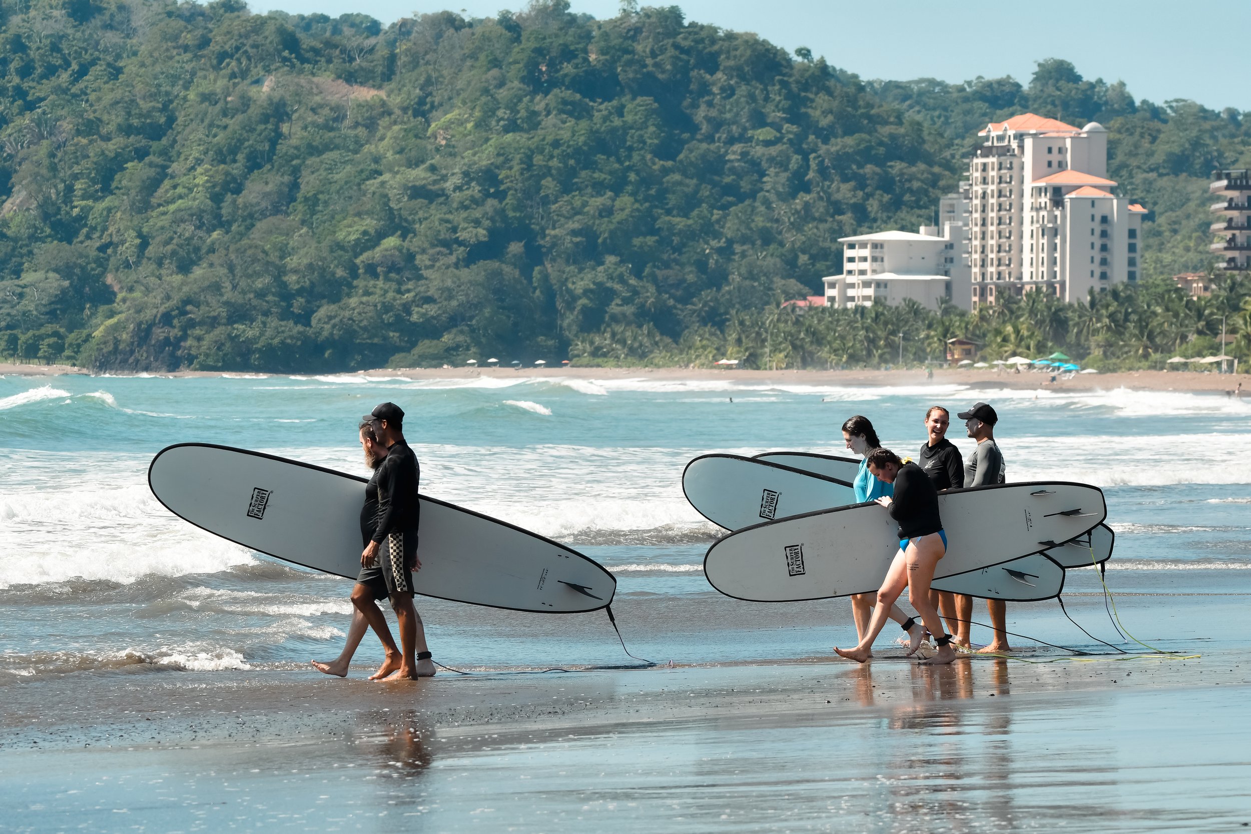 Surf lessons — Tortuga surf camp