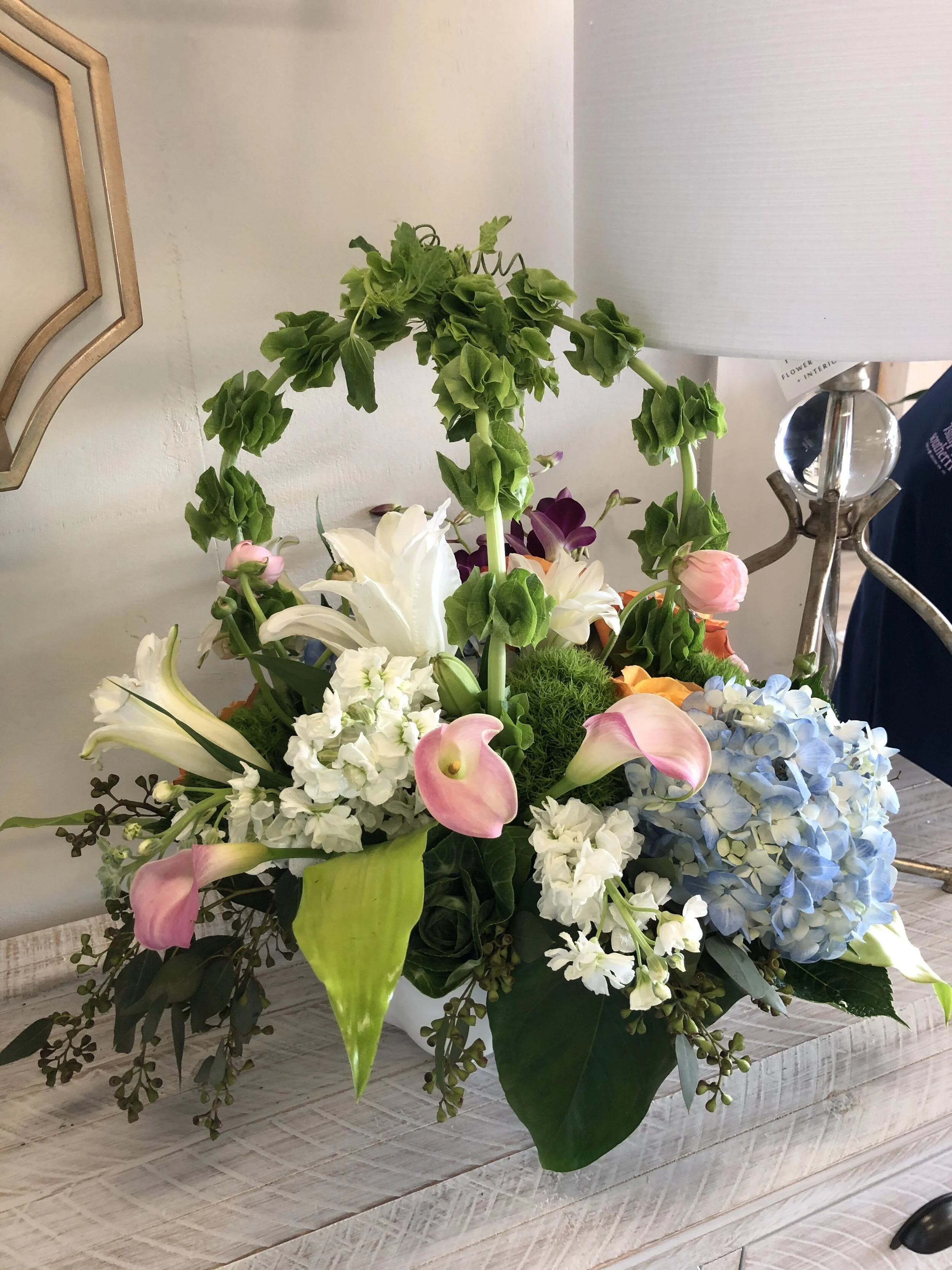 Flower Bouquet + Interiors — Flower Bouquet + Interiors Vase Arrangements