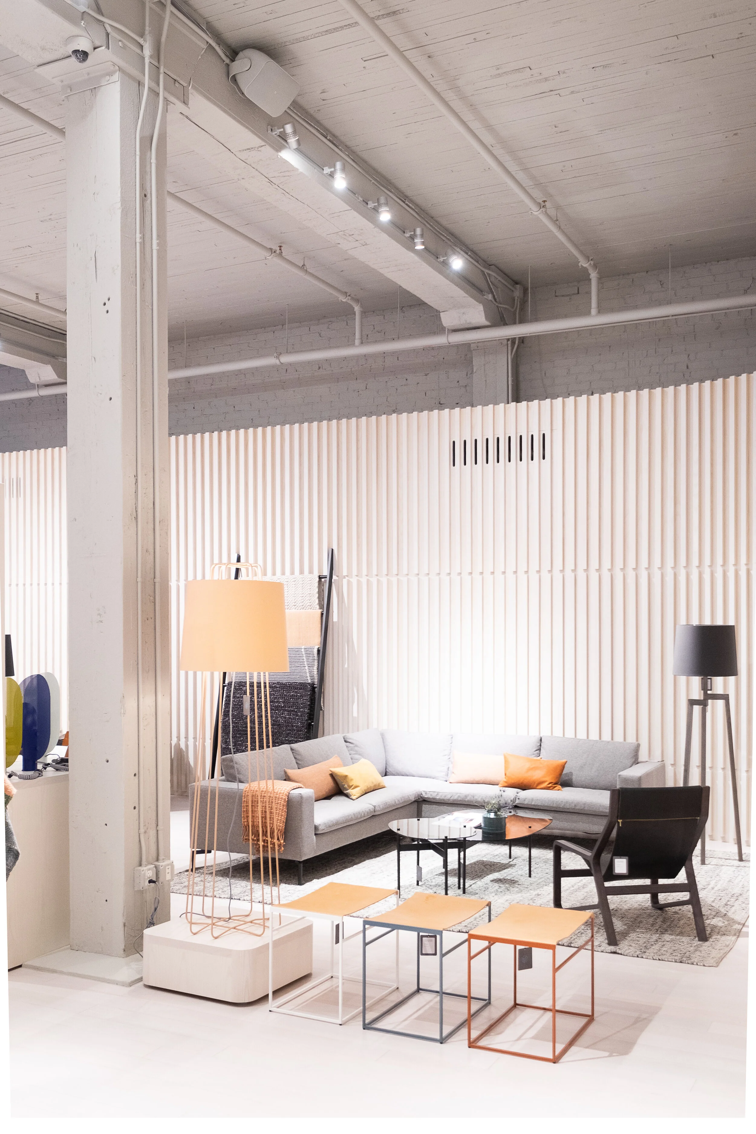 Blu Dot Furniture Pearl — Ohm Systems