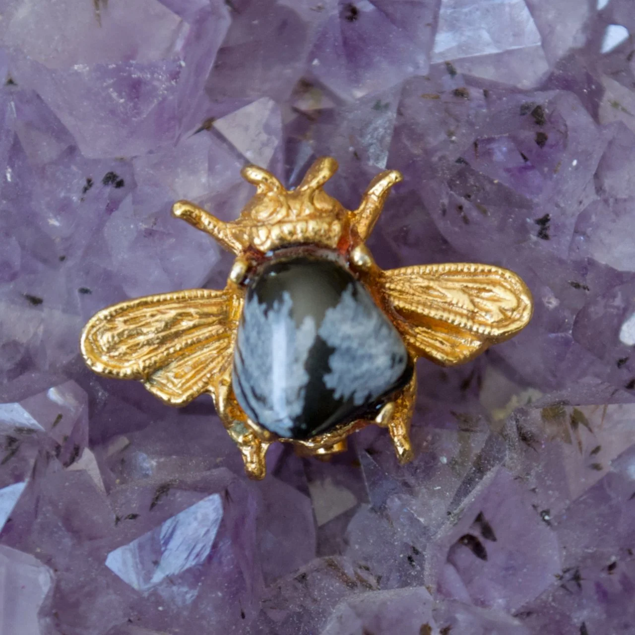 Vintage Gold Tone Snowflake Obsidian Bee Brooch — The Butterfly Babe