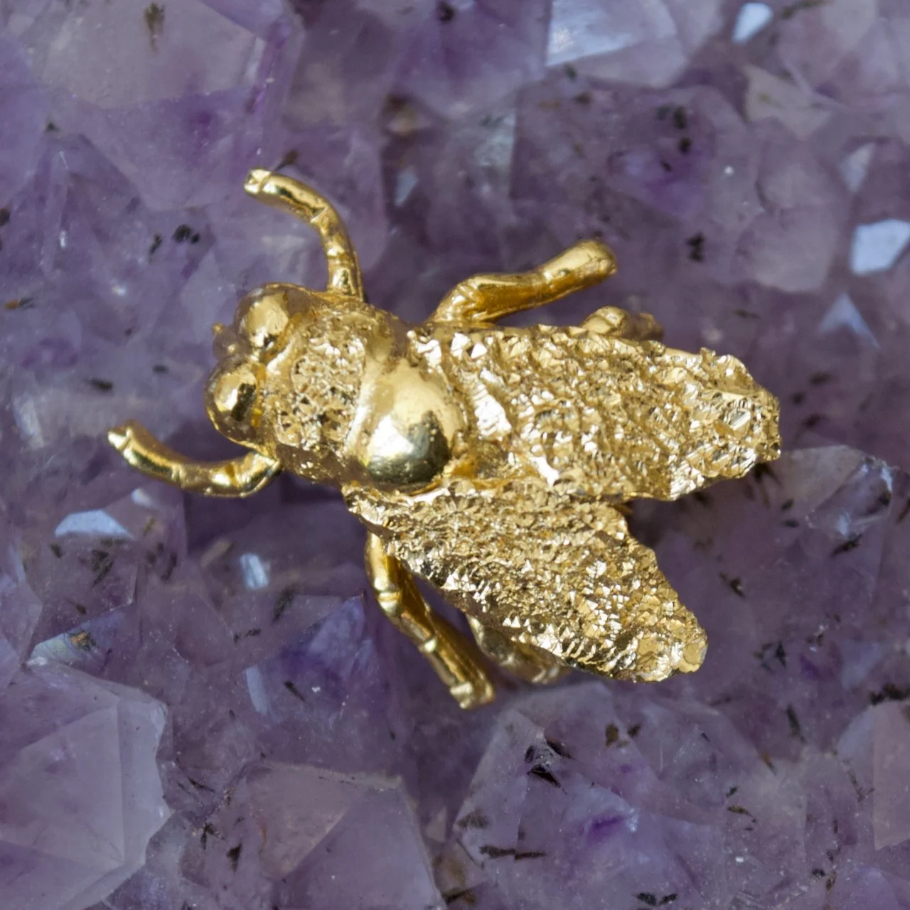 Vintage Gold Tone Fly Brooch — The Butterfly Babe