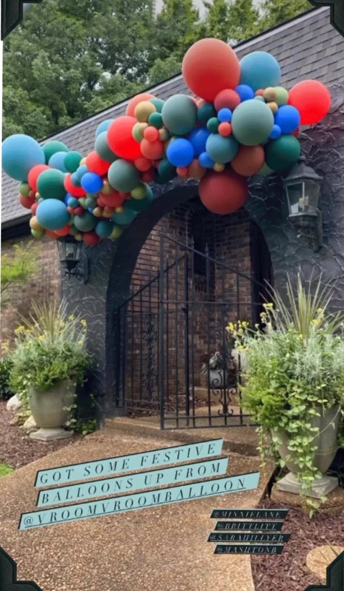 GRAB + GO: GARLAND + BURSTS — Vroom Vroom Balloon