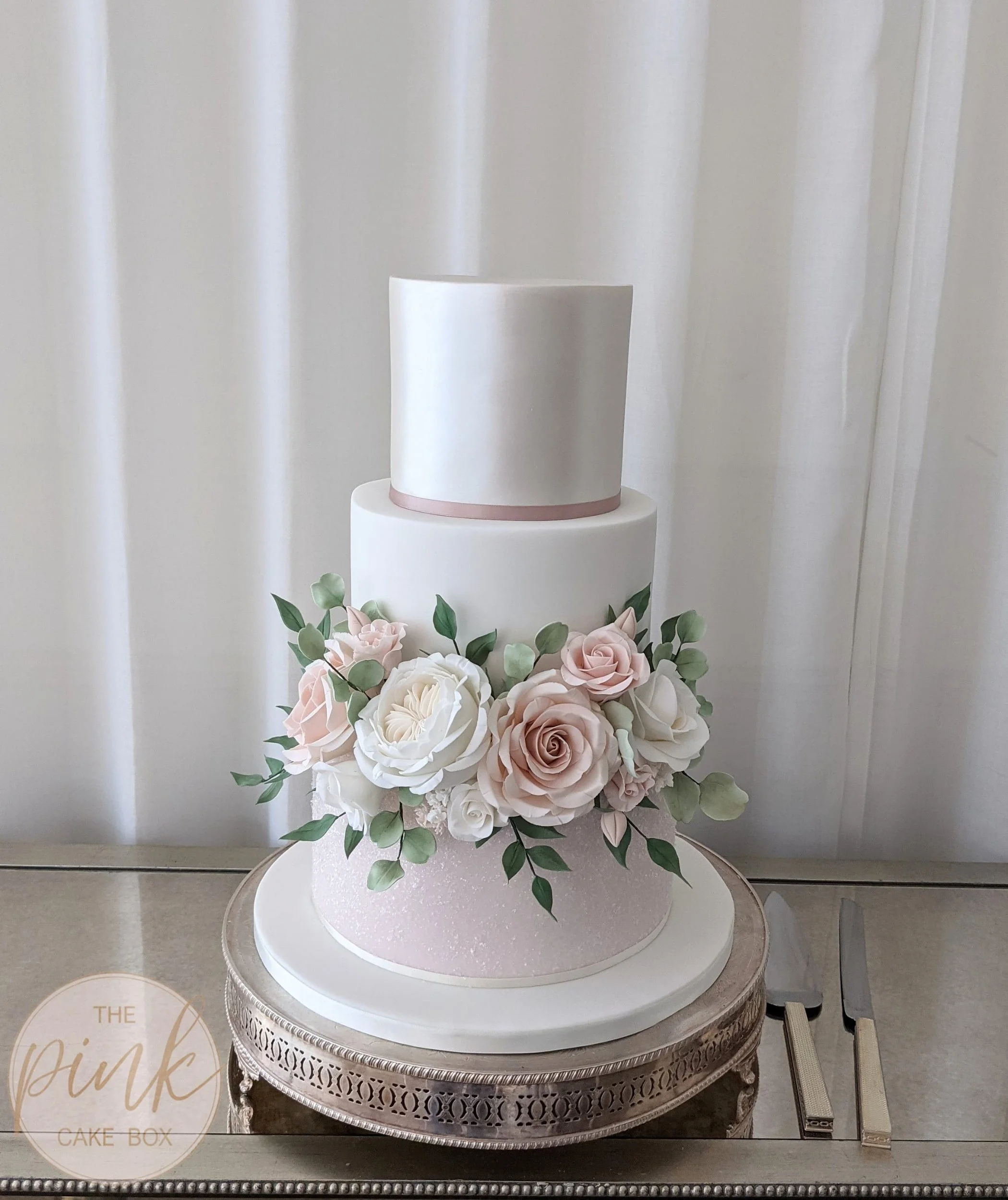 Pink And Gray Cakes