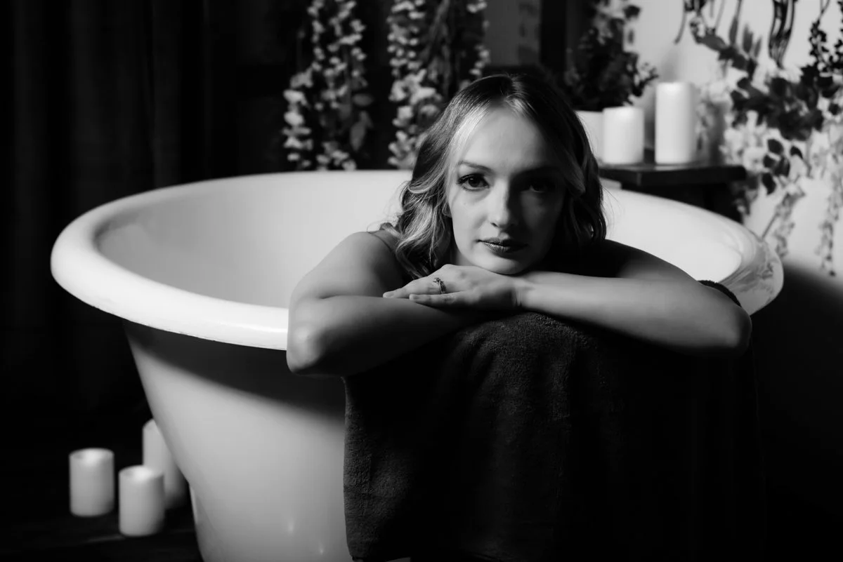 Studio Set Series: The Bathtub ~ Boudoir Photography ~ Vancouver, WA ...