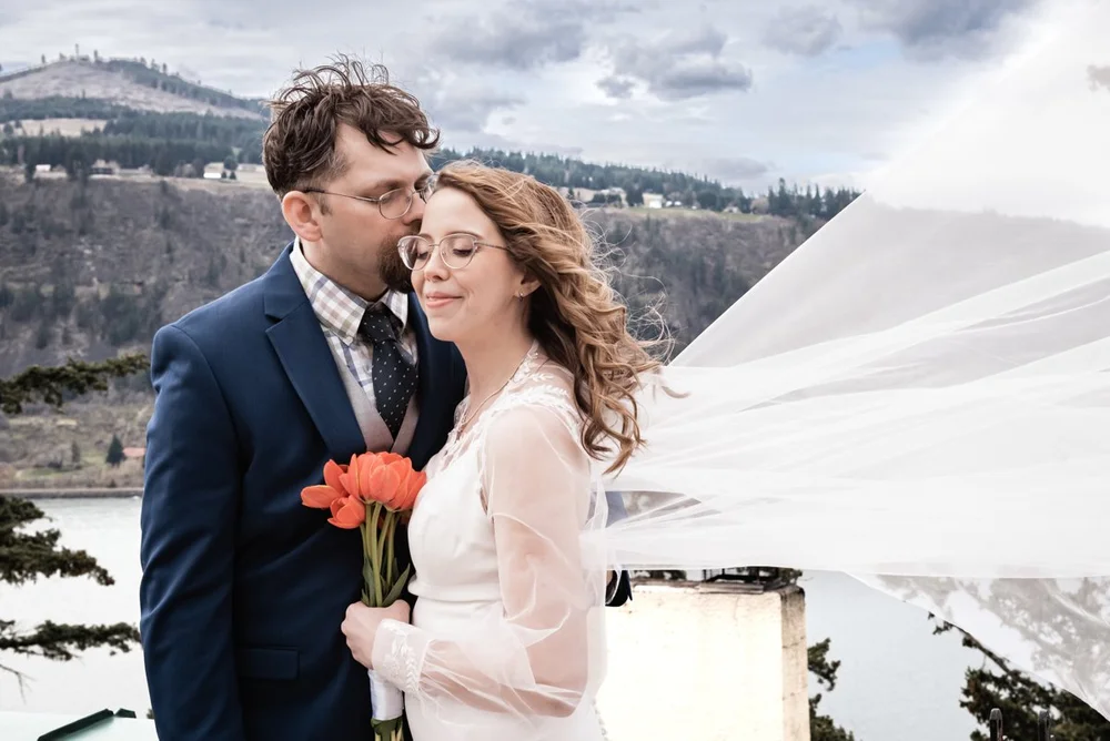 Samantha & Jonathan ~ Columbia Gorge Hotel ~ Hood River, OR — Brittney ...