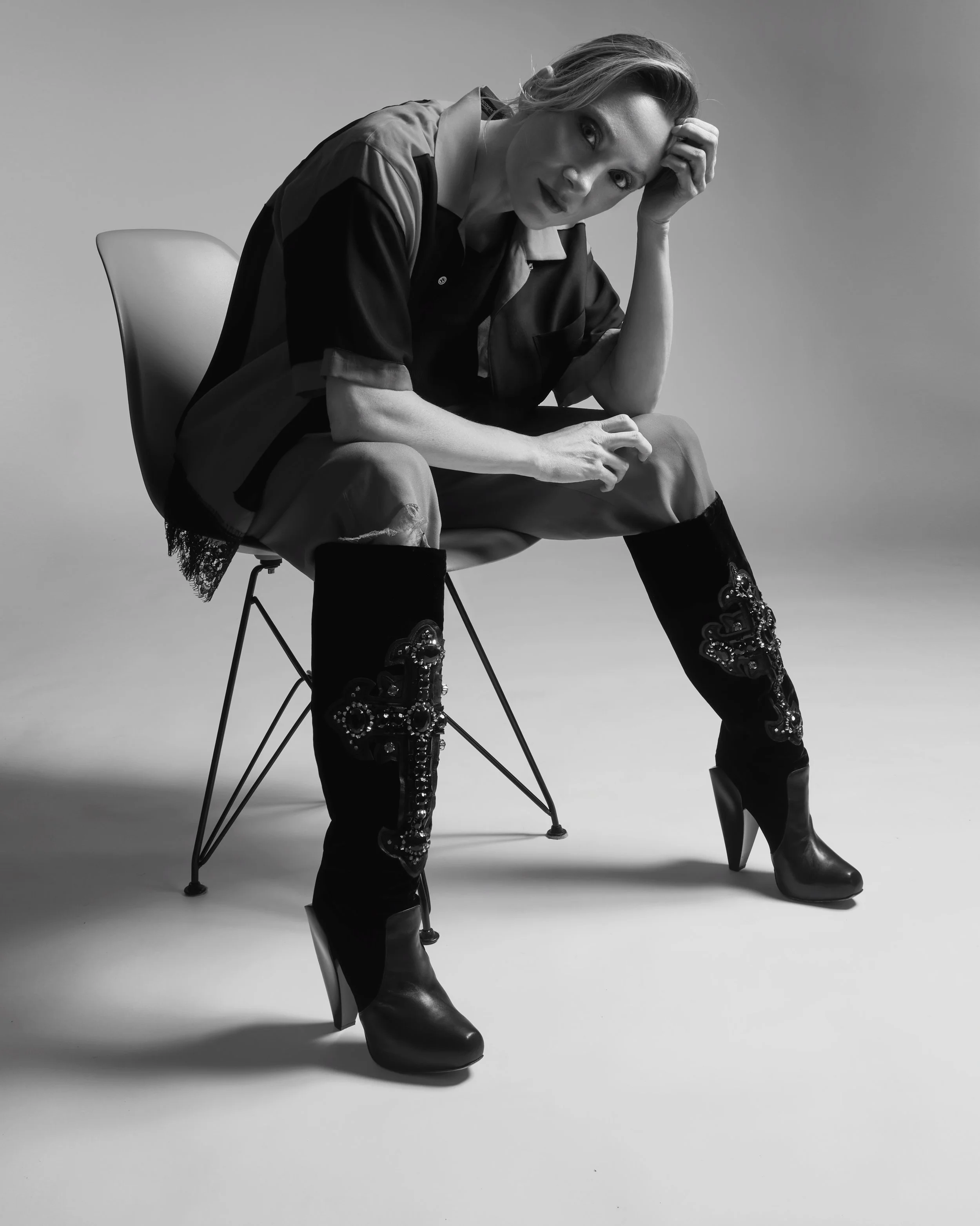 Julie Tolivar - Women Supporting Women — Jejune Magazine