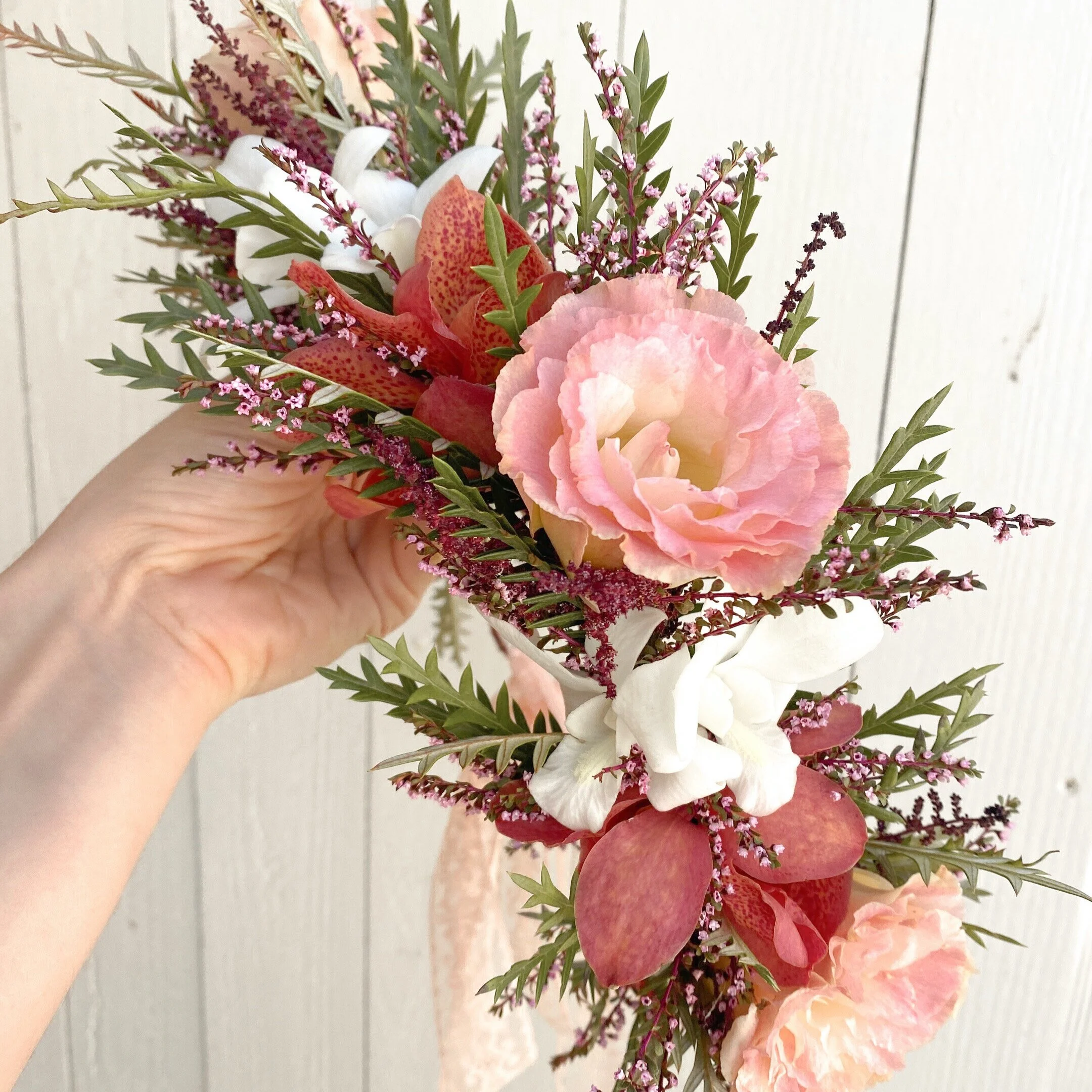 customizable lei styles — Hakus & Love