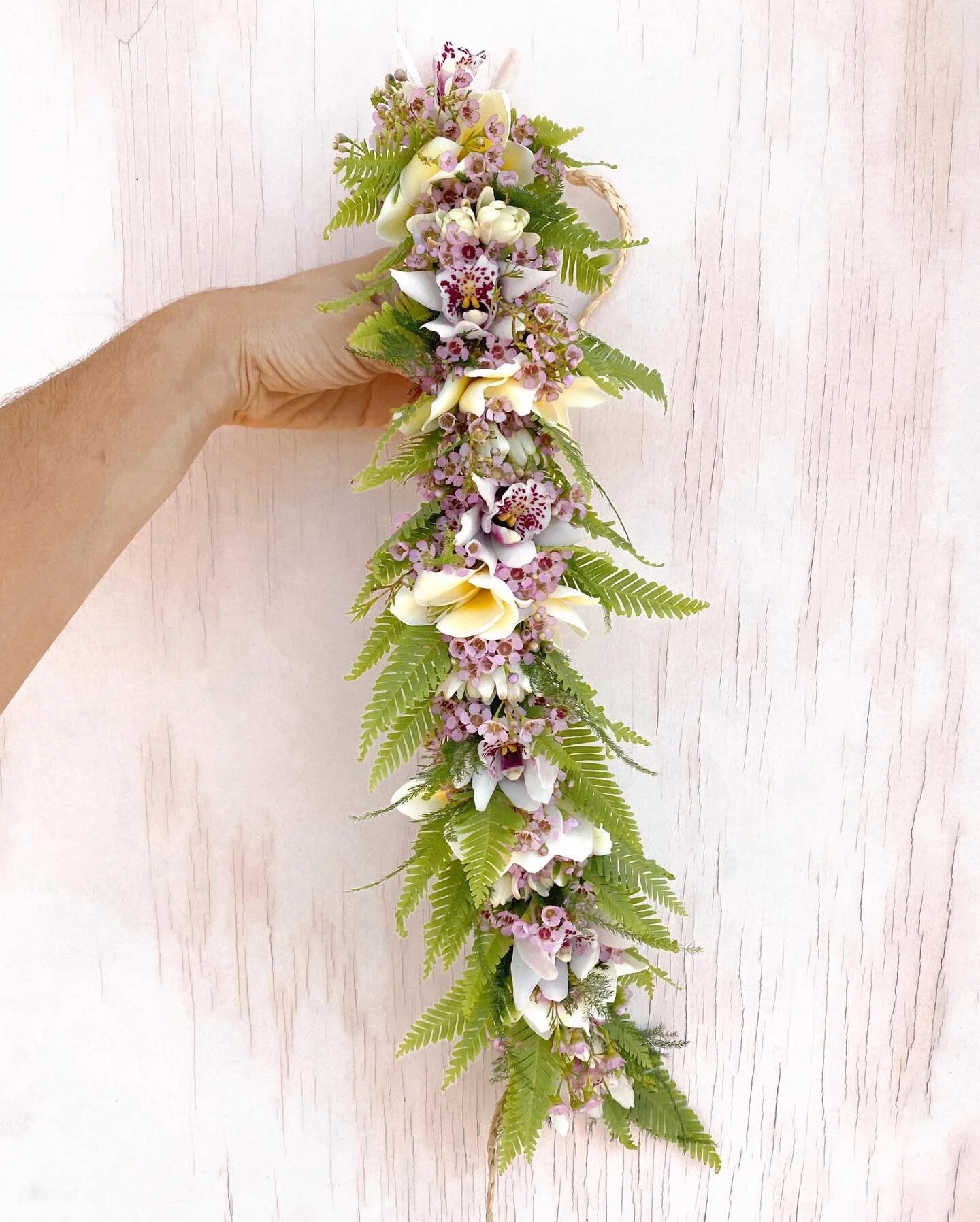 customizable lei styles — Hakus & Love