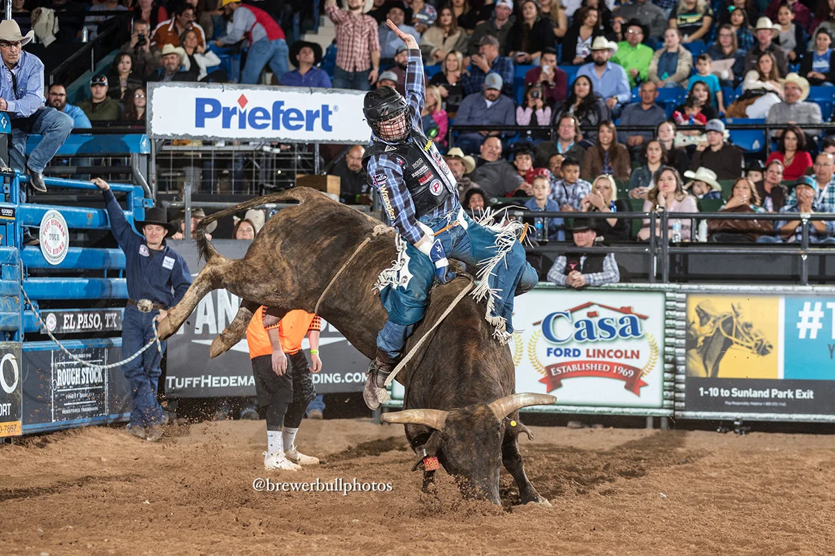 The riders, the bulls...the Legend Returns to Fort Worth — Tuff Hedeman ...