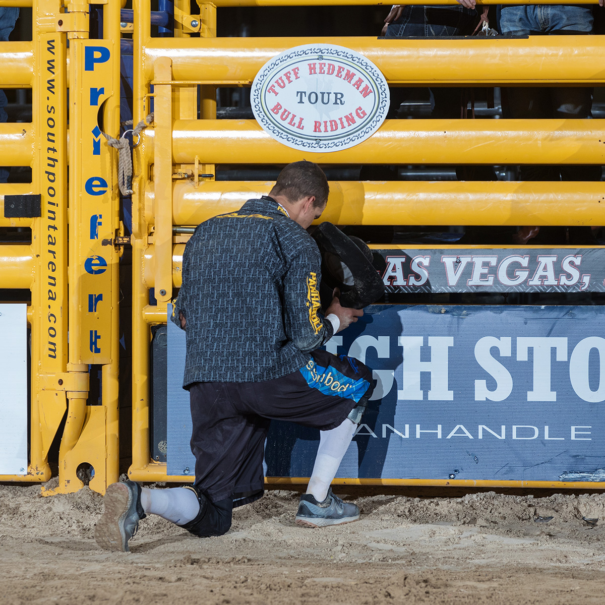 Dare to Cross the Dirt — Tuff Hedeman Bull Riding