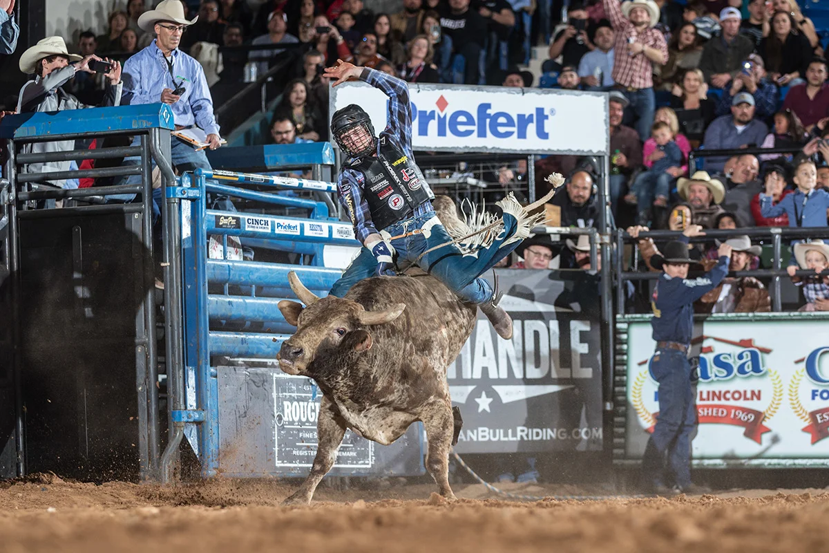NFR QUALIFIER PROFILE - JOE FROST — Tuff Hedeman Bull Riding