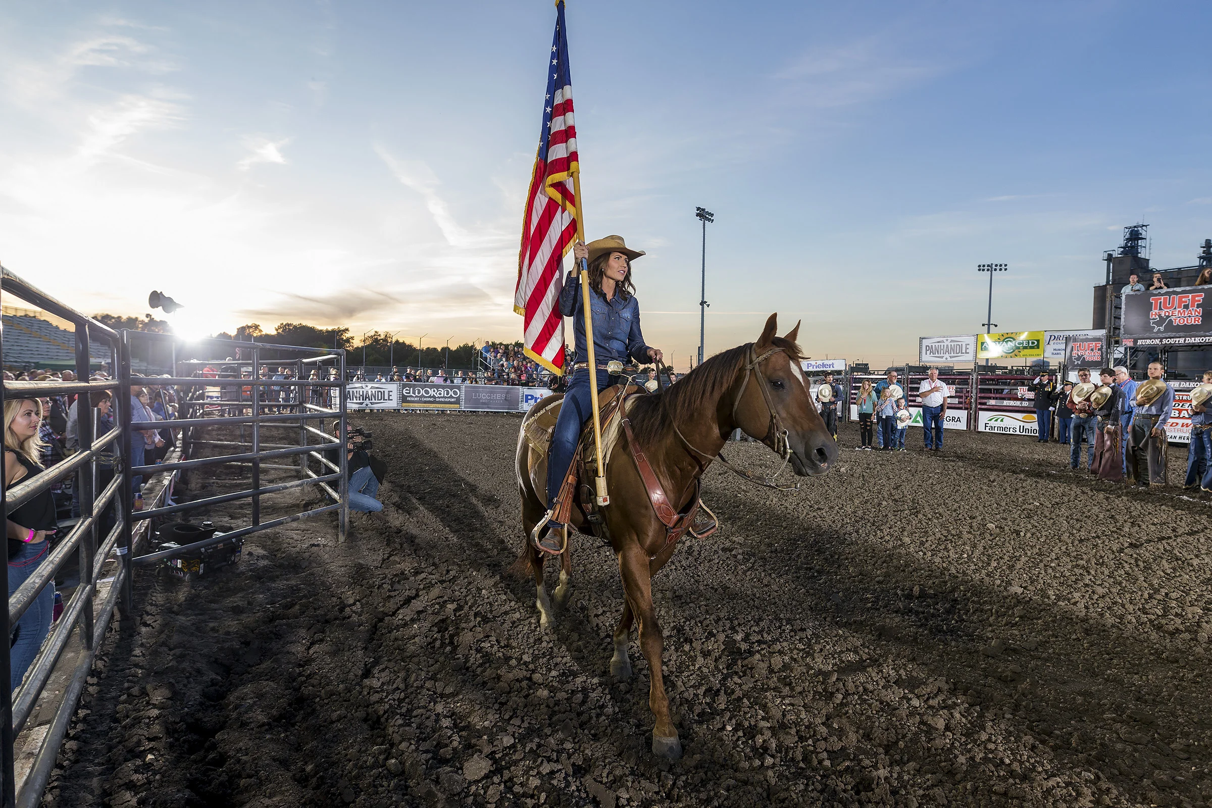 Palmer Survives Shoot Out to Win Red Wilk Construction Tuff Hedeman ...