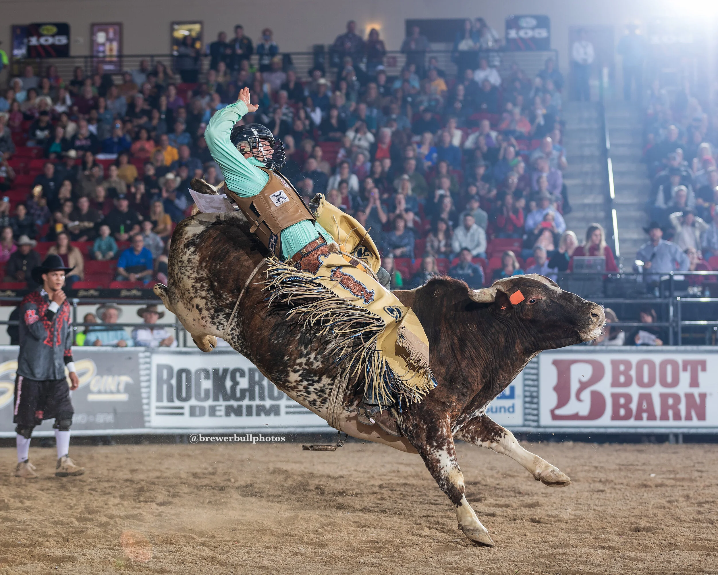 Yeary rides three for his first win on the Tuff Hedeman Bull Riding ...