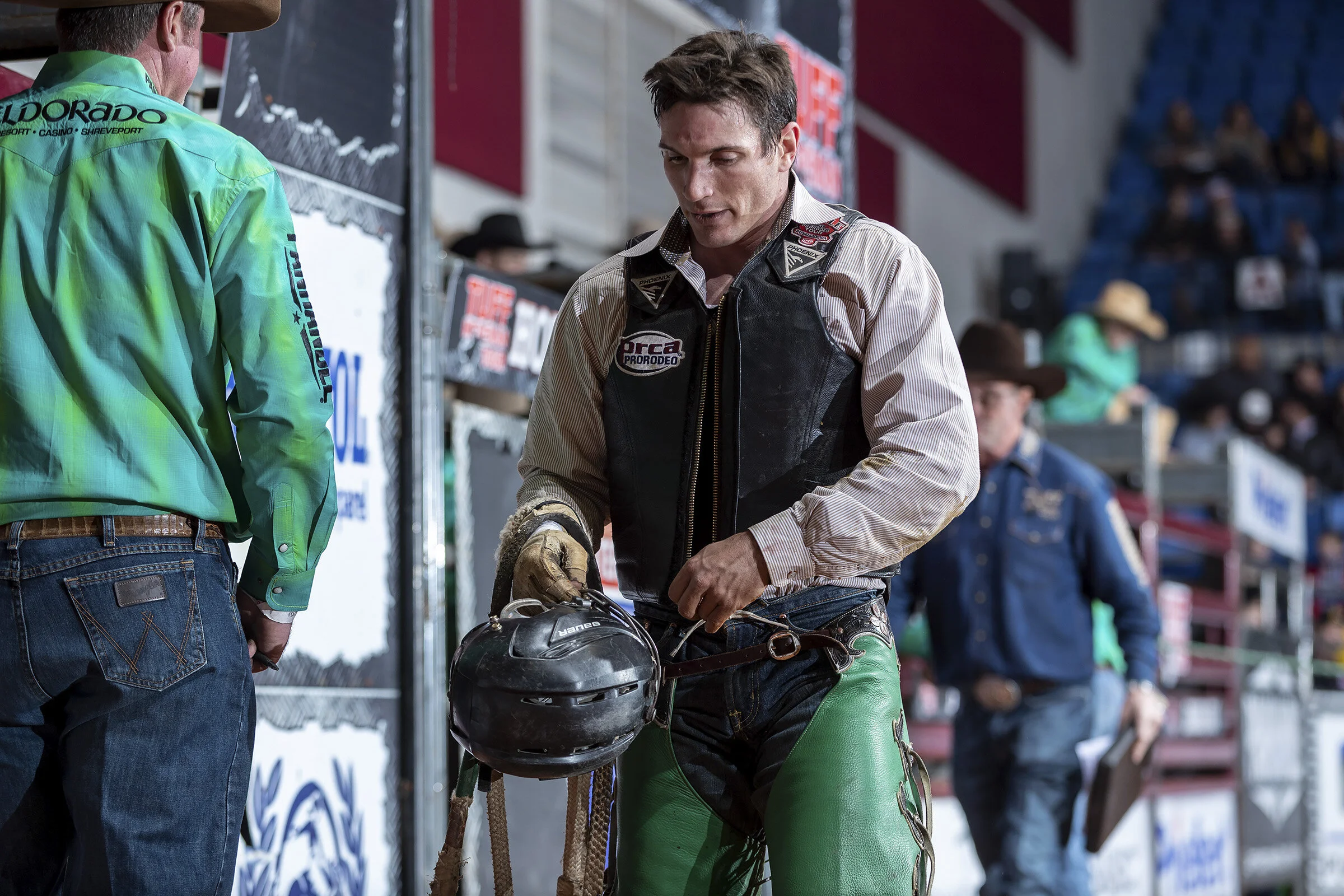 NFR Qualifier Jeff Askey — Tuff Hedeman Bull Riding