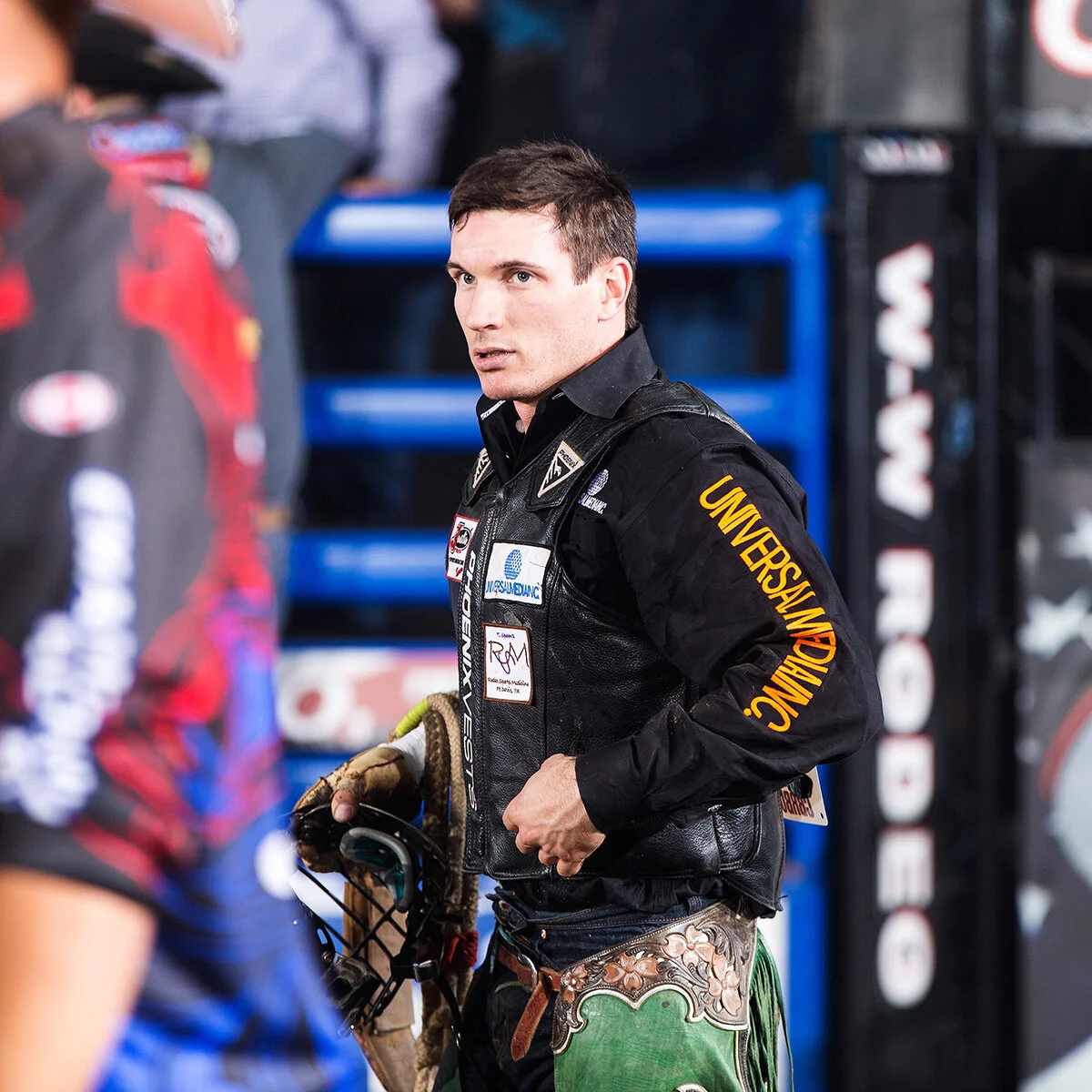NFR Qualifier Jeff Askey — Tuff Hedeman Bull Riding