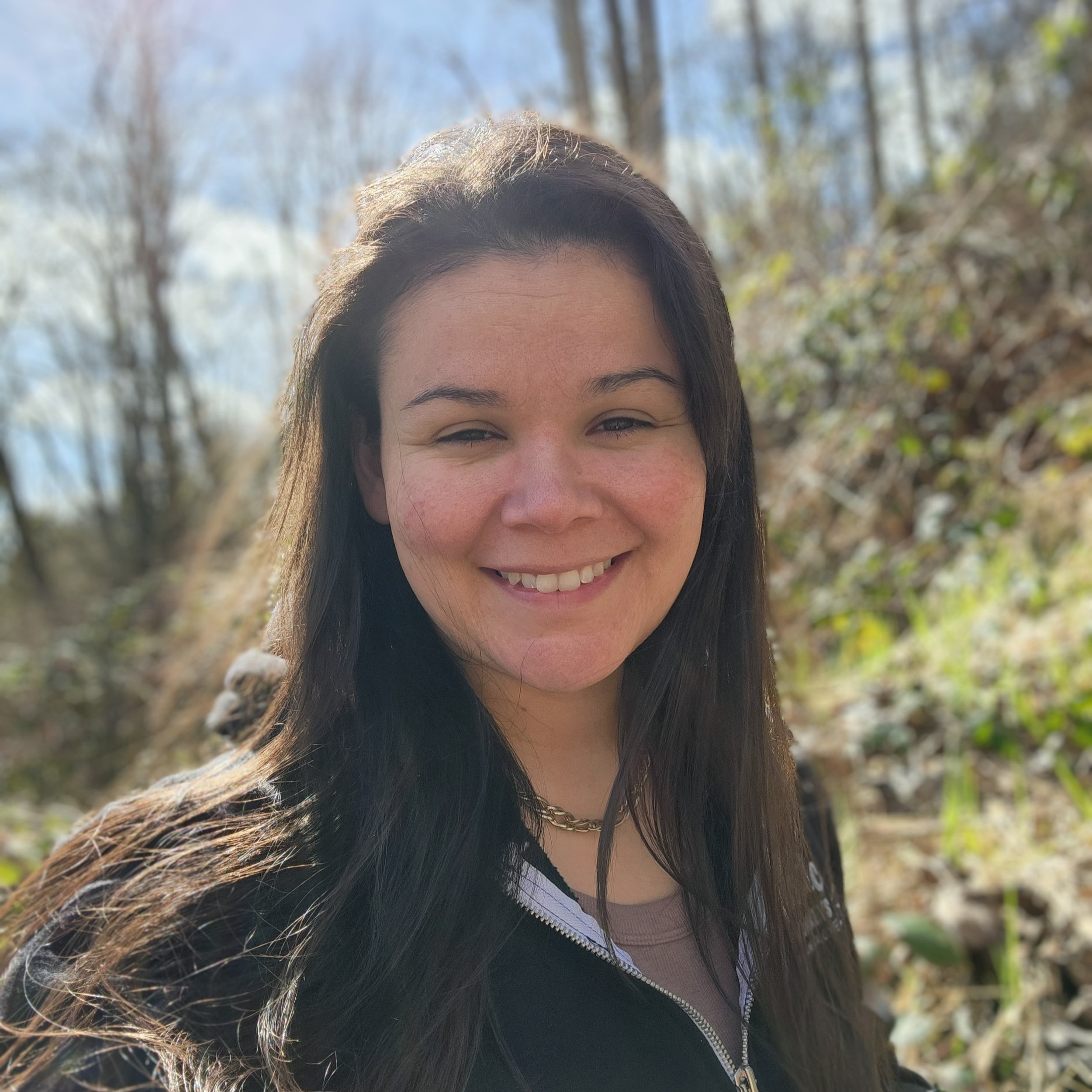 ʔálʔal Café Gallery — yəhaw̓