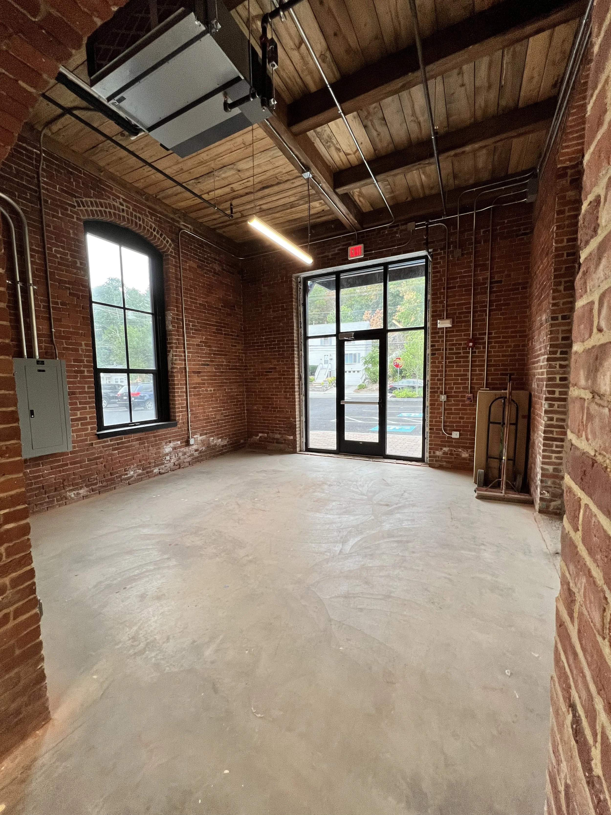 Radio Factory Melrose | Retail Suite — UPNEXT