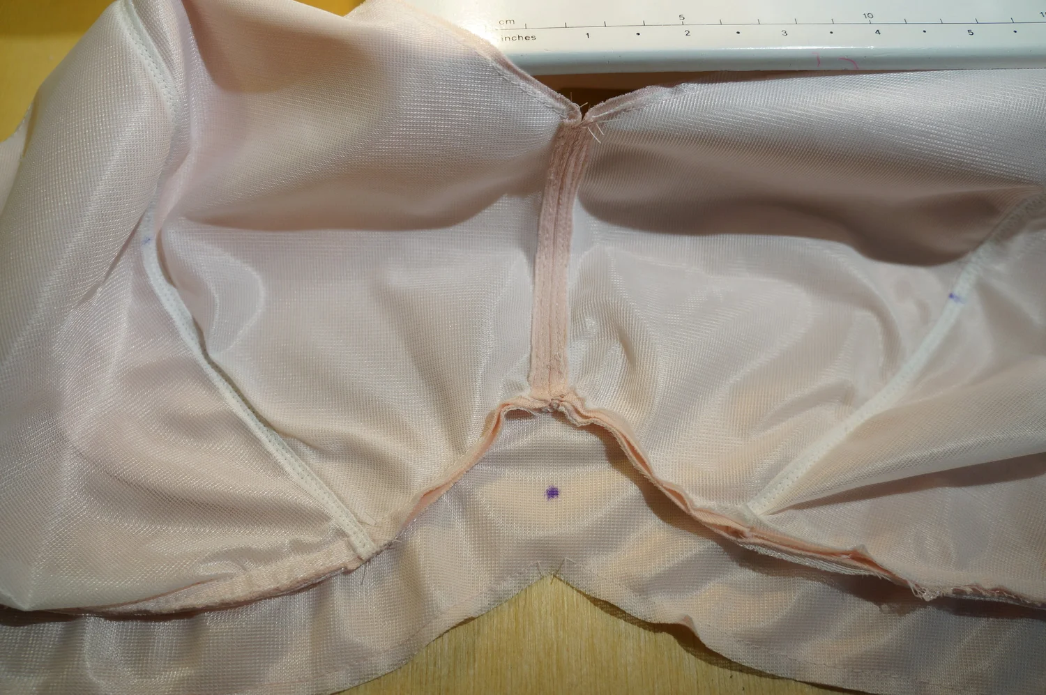 Tutorial - How to Sew the Curve When Attaching the Cup to the Cradle on ...