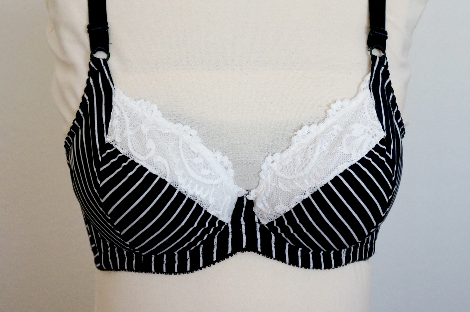 Stripe Bra and Brief Set — LilypaDesigns