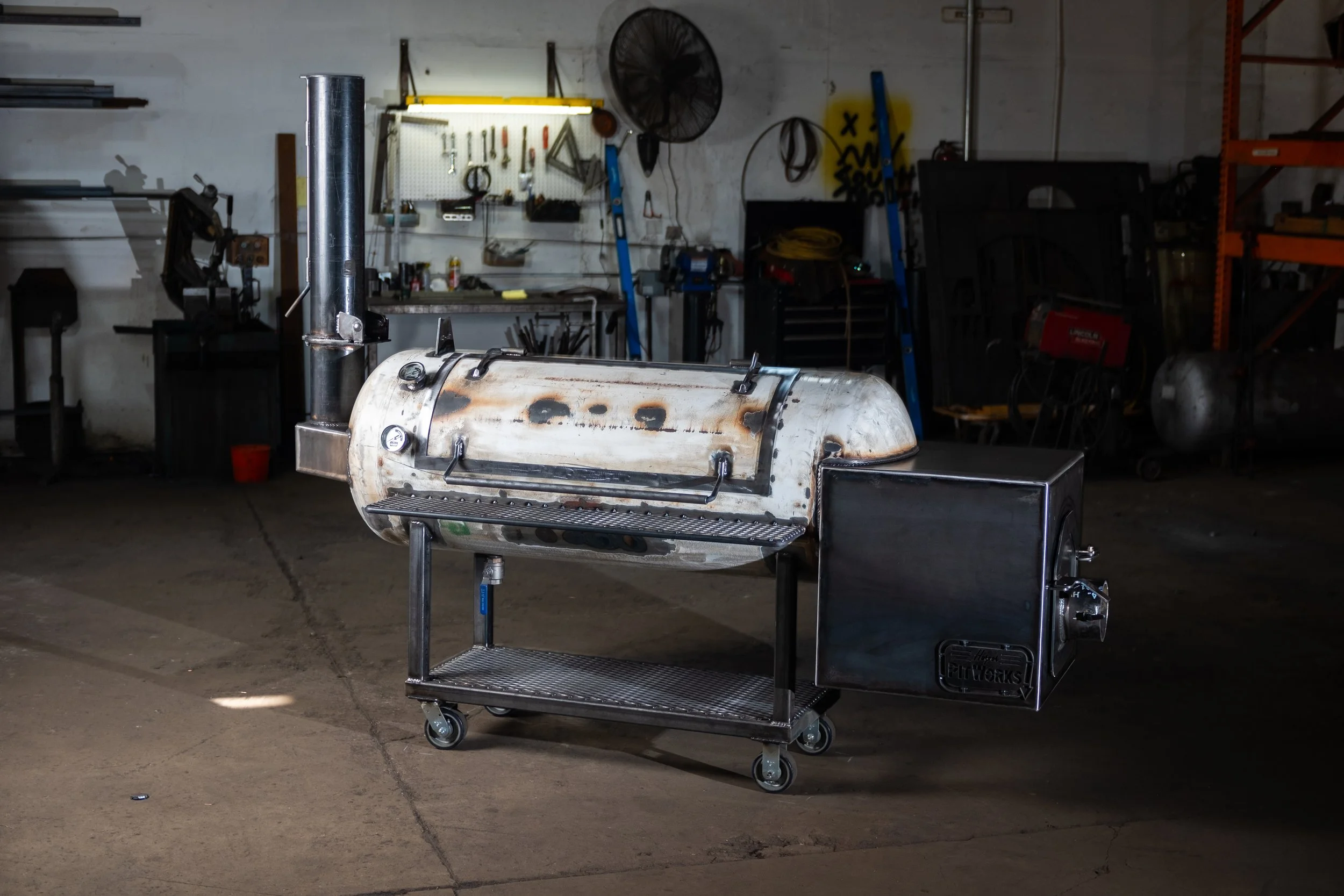 HARPER PITWORKS 120 GALLON OFFSET SMOKER — Harper PitWorks