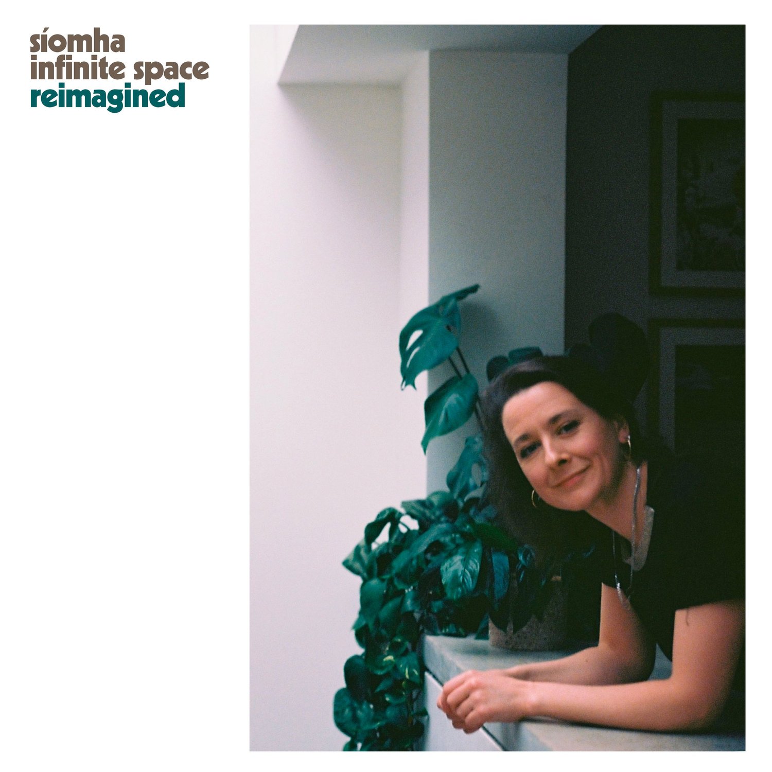Síomha Infinite Space | Síomha Album | Irish Singer and Guitarist