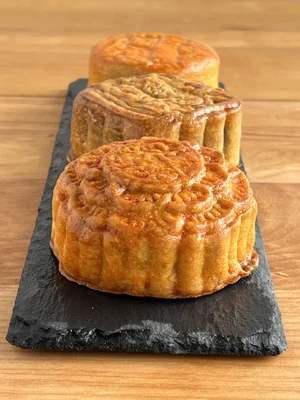 Signature Sweets — Phoenix Bakery