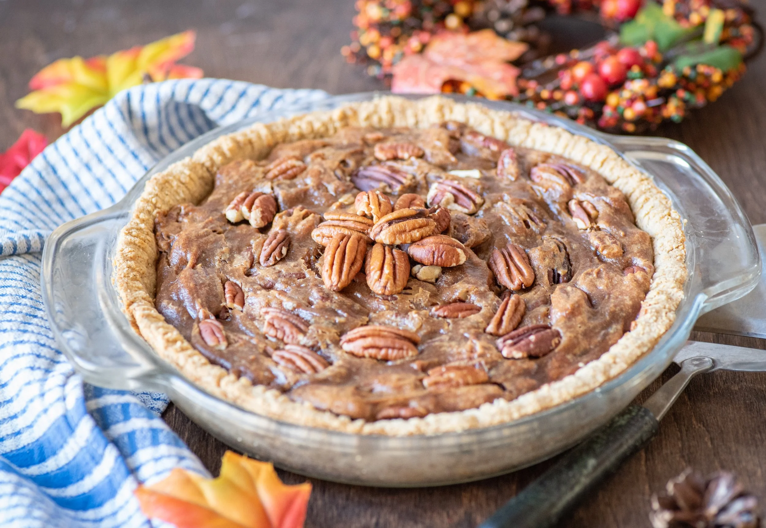 Gluten free Vegan Pecan Date Pie — Happy Apple Vegan