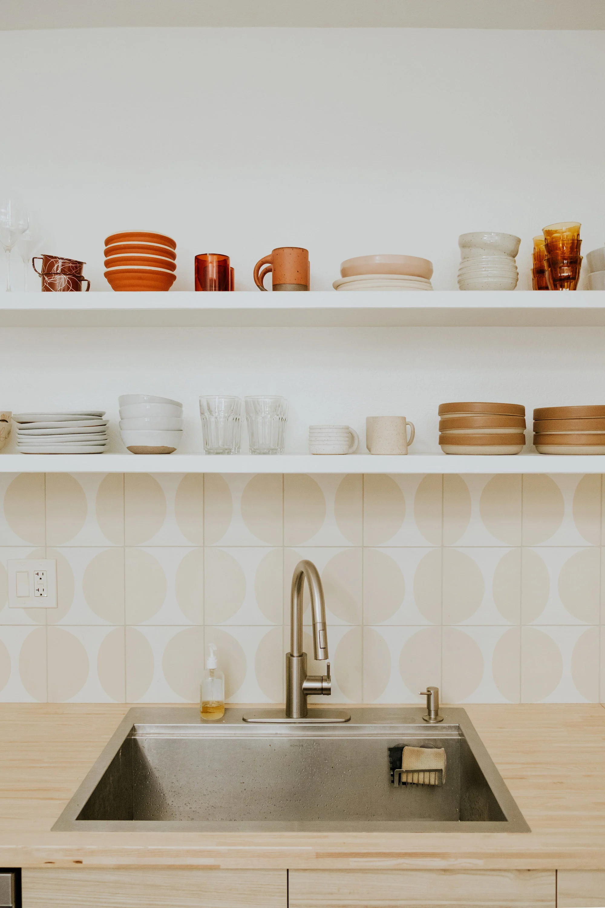 Casas de Núñez: Kitchen Remodel with Zia Tile — Chez Núñez