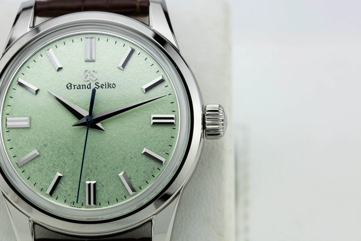 Grand Seiko Genbi Valley Limited Edition Light Green SBGW273 — Watch ...