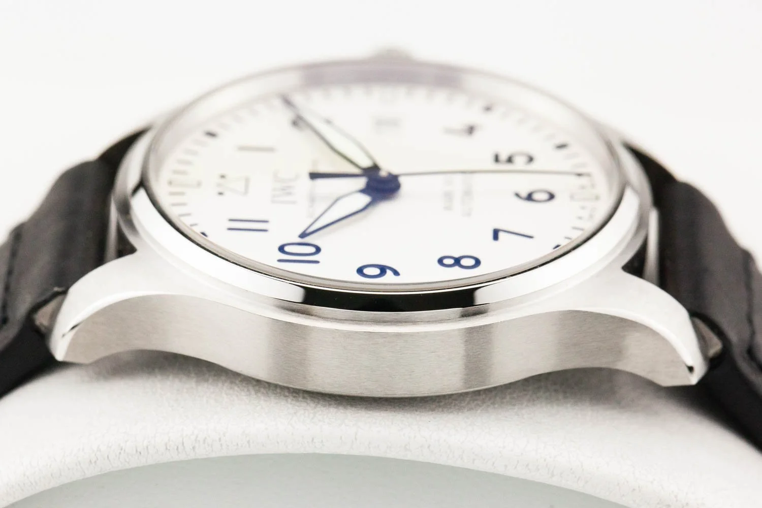 IWC Pilot's Watch Mark XX 40mm White Leather IW328207 — Watch Exchange Co.